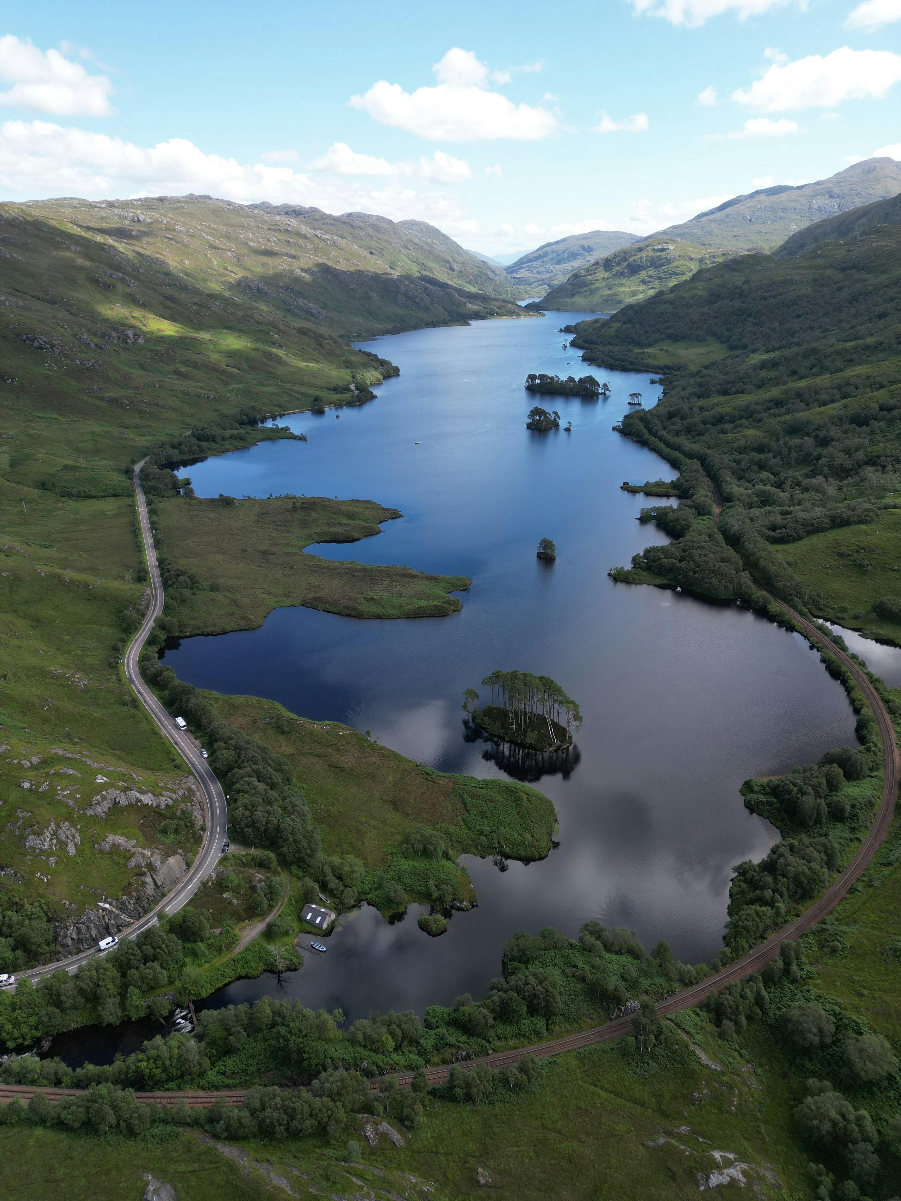 Loch Eilt in Scotland · Free Stock Photo
