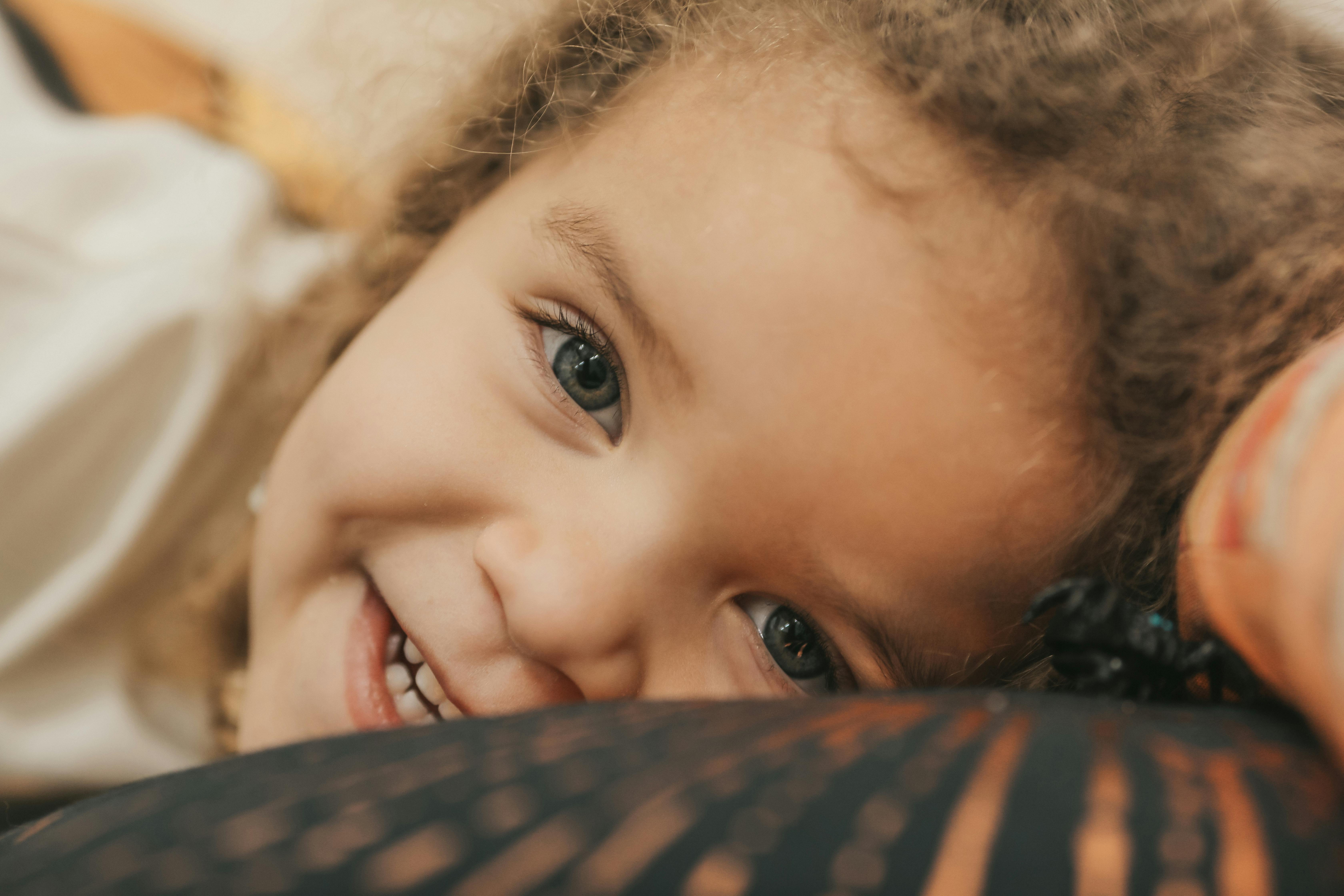 Smiling Kid Photos, Download The BEST Free Smiling Kid Stock Photos ...