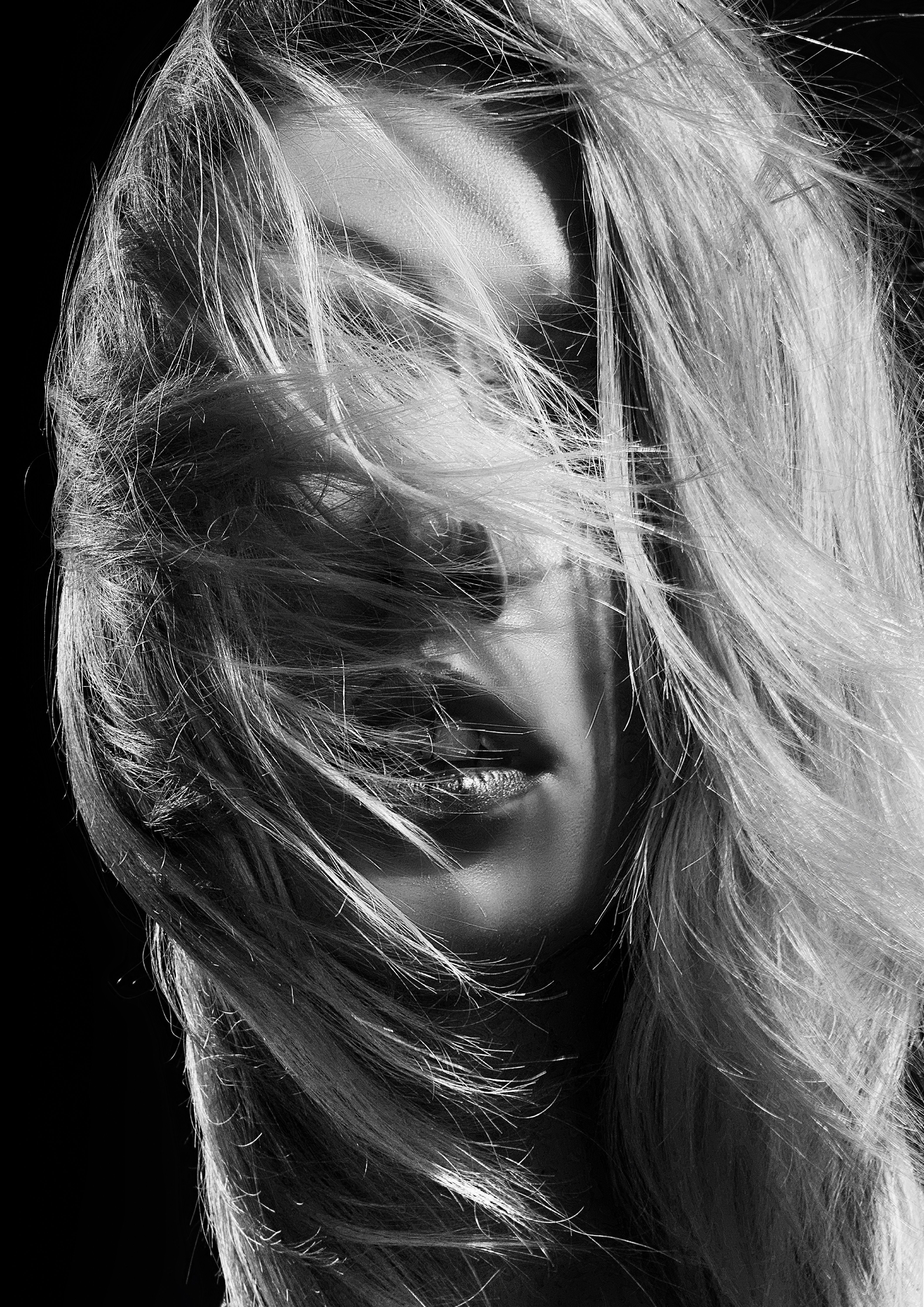 Woman with Dishevelled Hair · Free Stock Photo