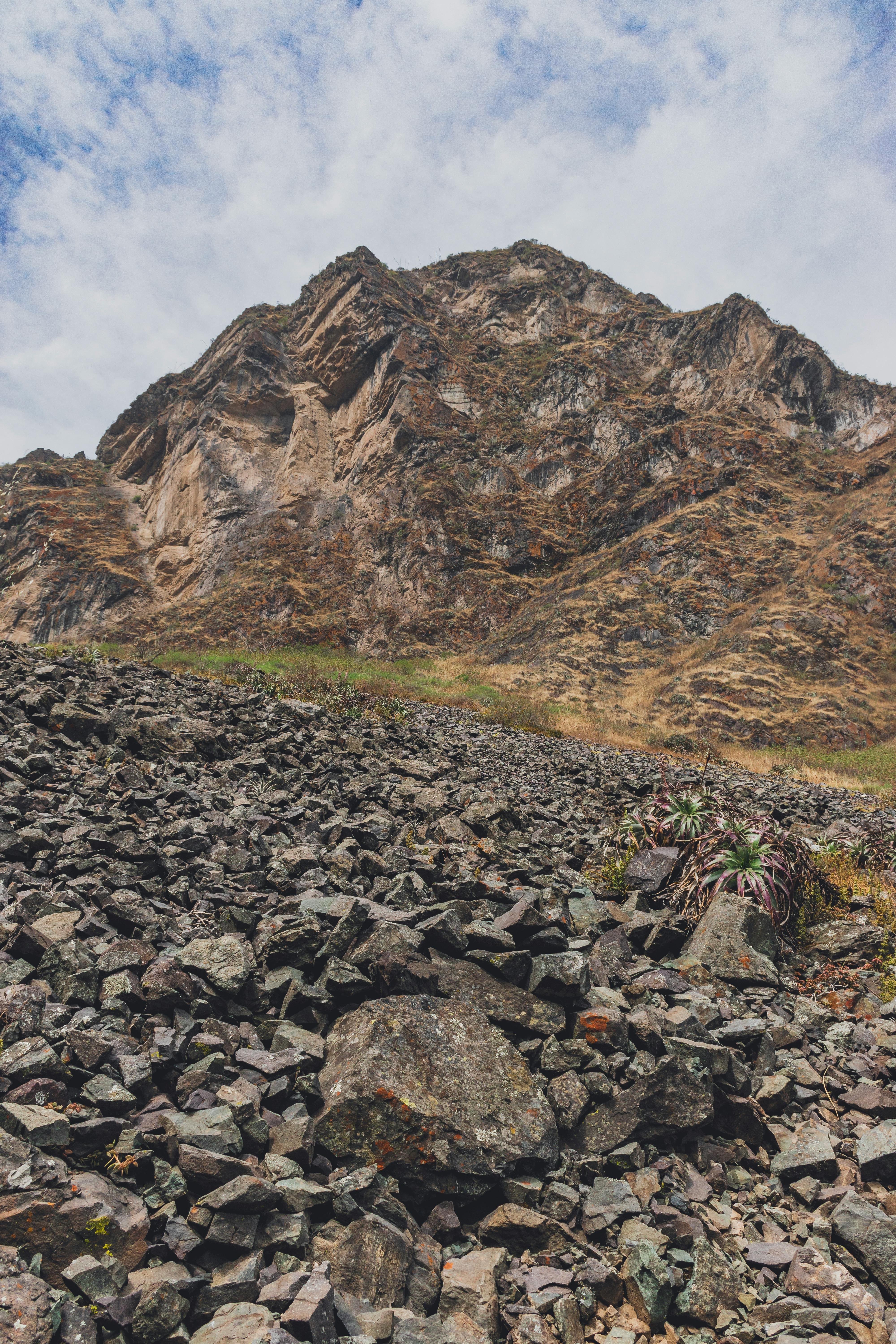 Foto de stock gratuita sobre acantilado, acantilado rocoso, al aire ...