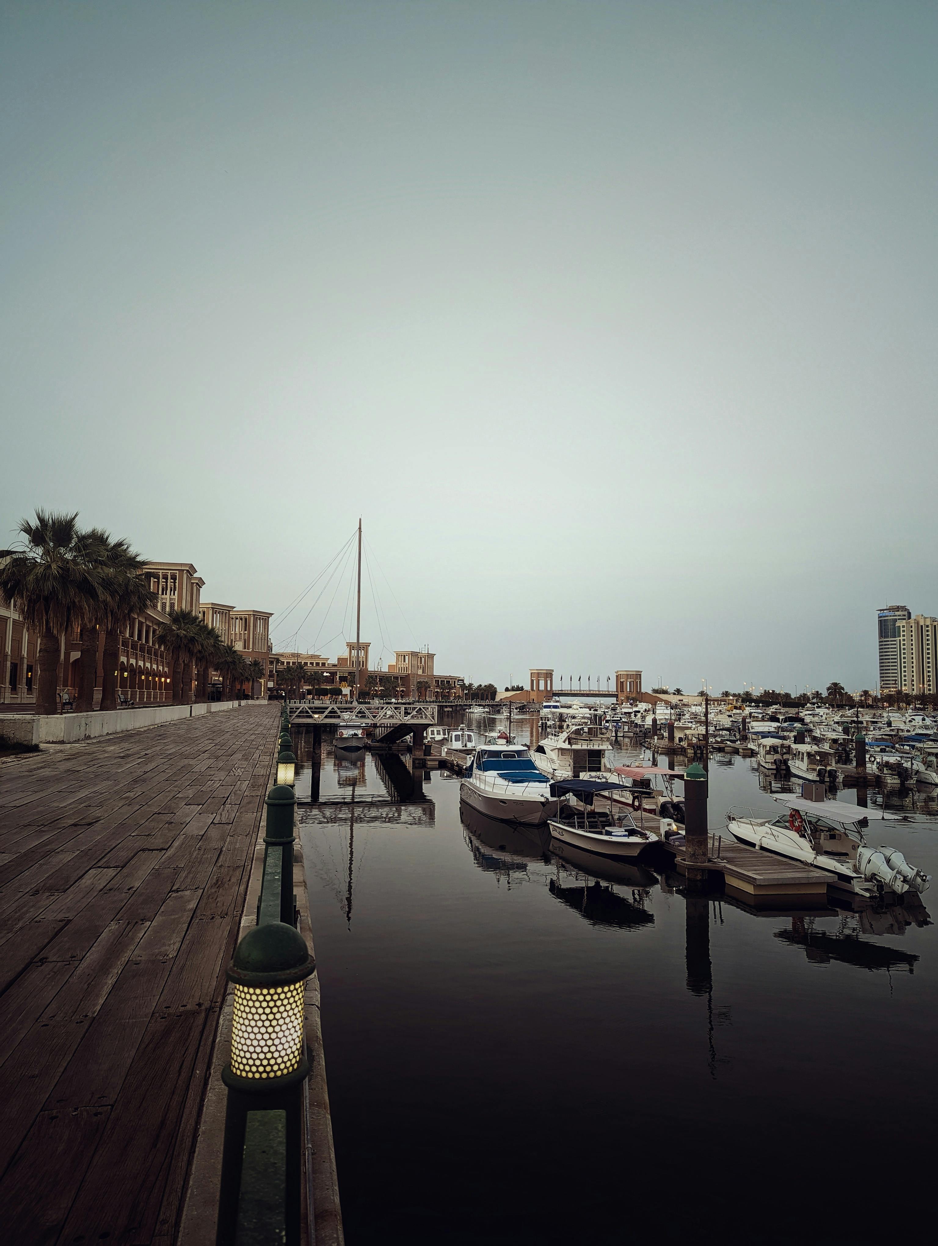 Foto de stock gratuita sobre barcos, ciudad de kuwait, contemporáneo ...