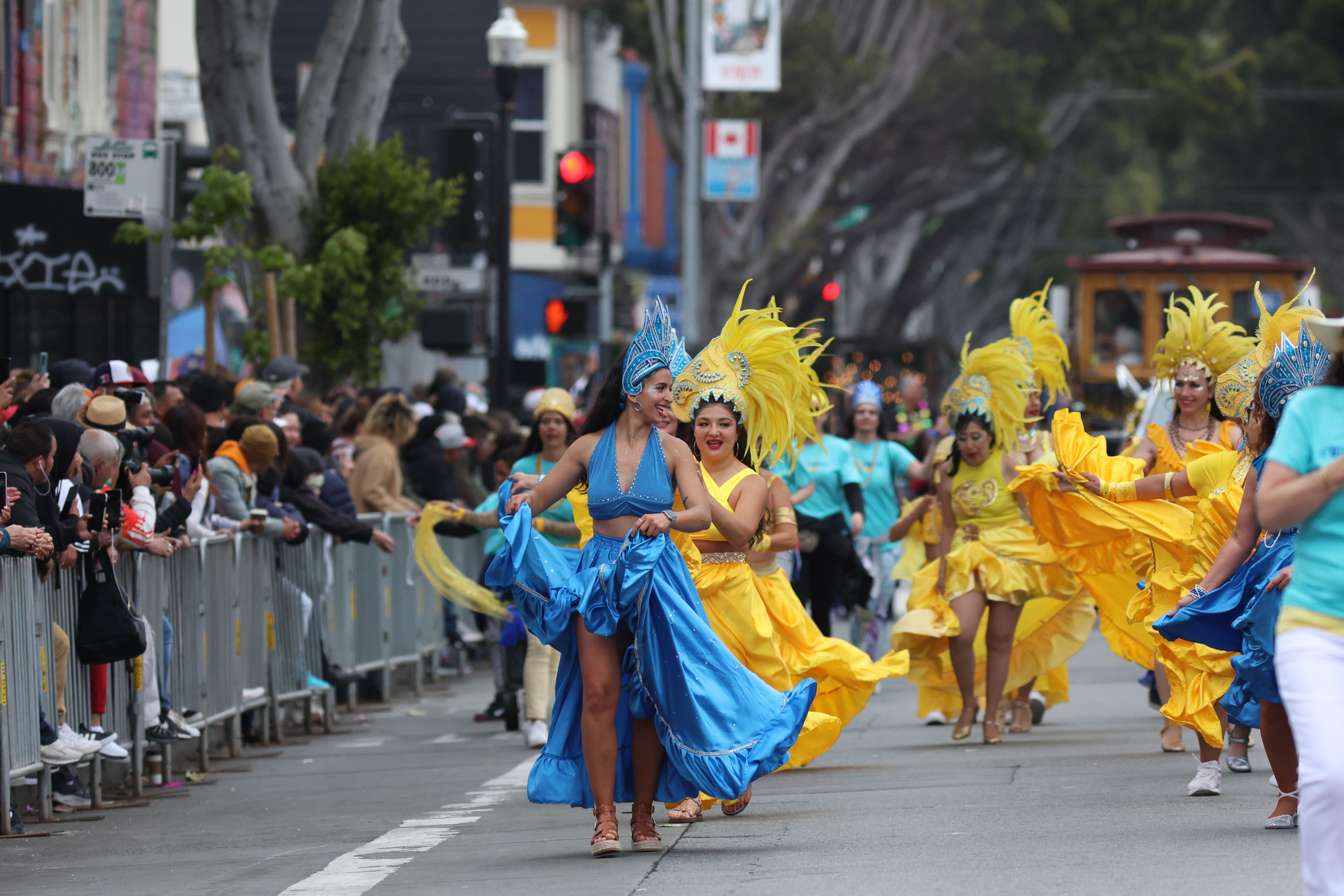 Carnival on Street · Free Stock Photo