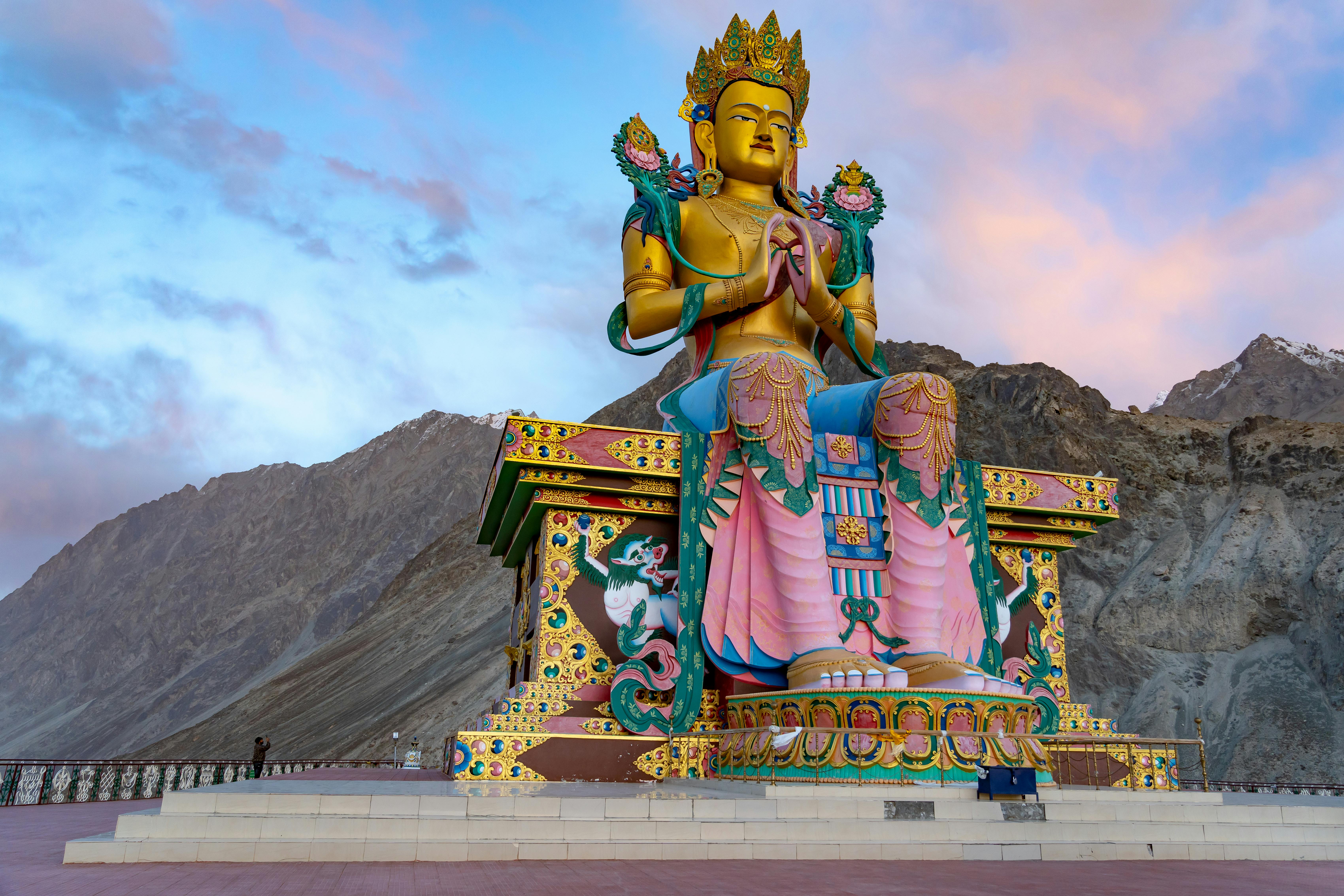 Statue of Maitreya Buddha Near the Diskit Monastery · Free Stock Photo