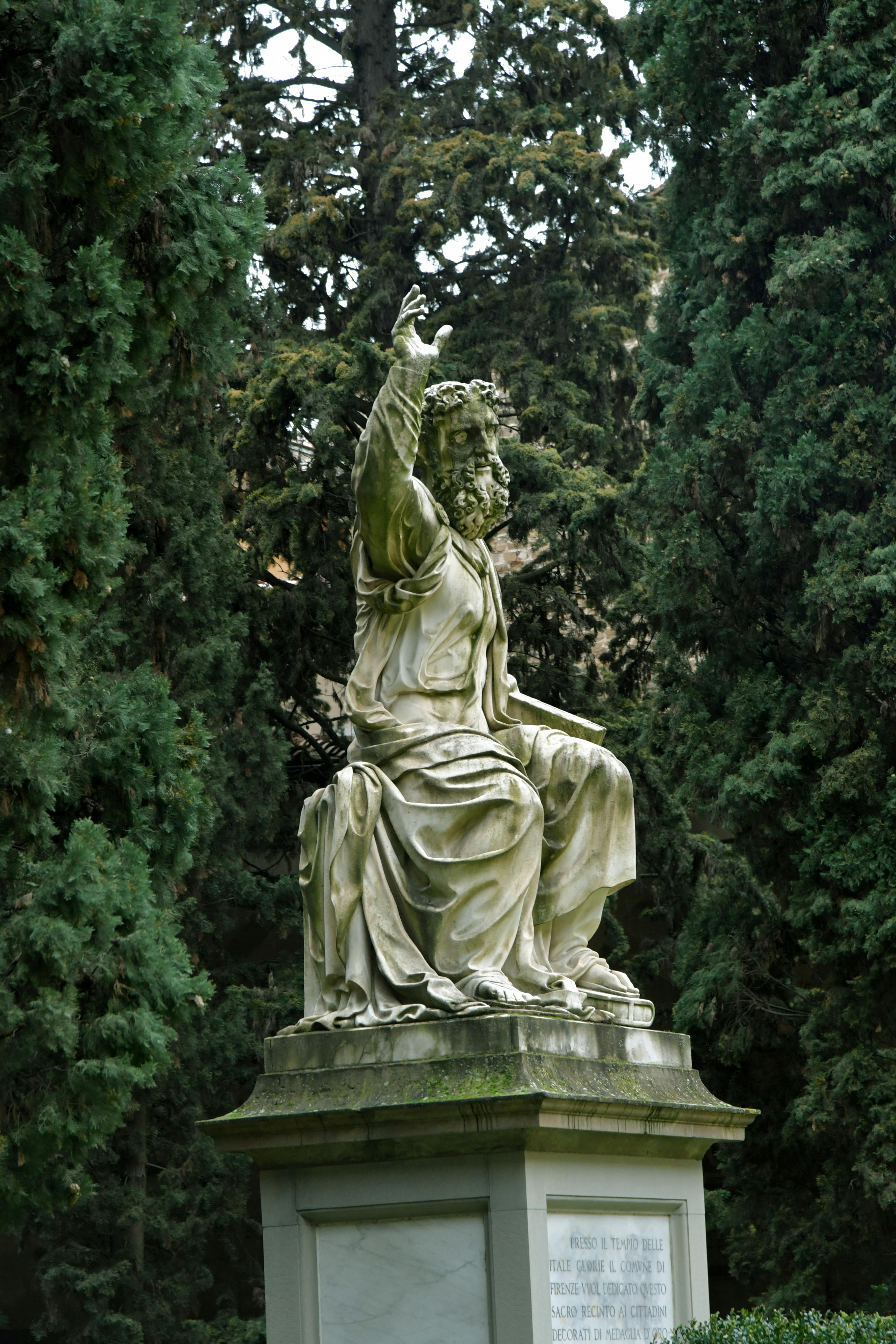 Florence Statue In A Garden Photos, Download The BEST Free Florence ...
