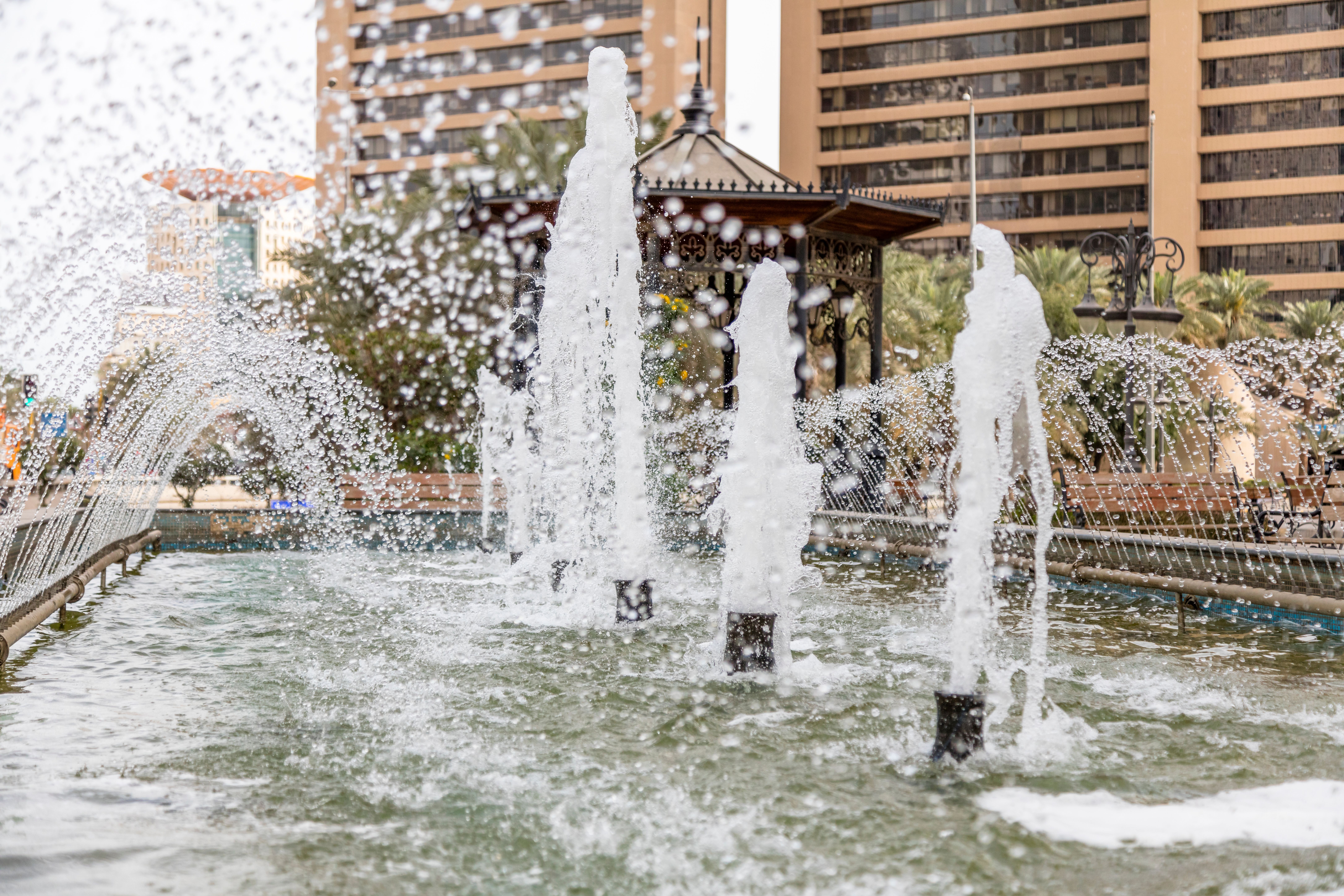 Fountain in City · Free Stock Photo
