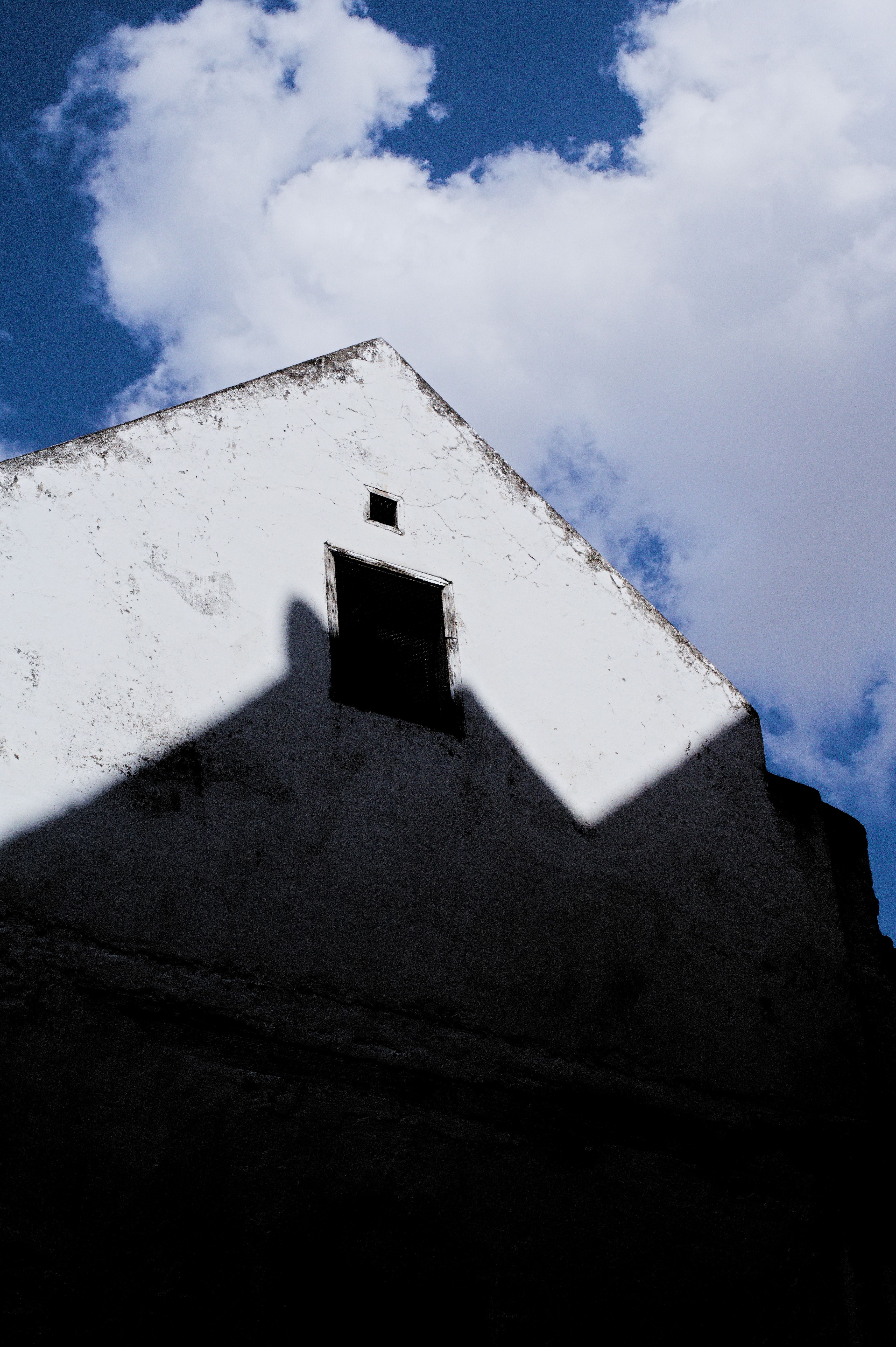 Shadow on the Wall of a Building · Free Stock Photo
