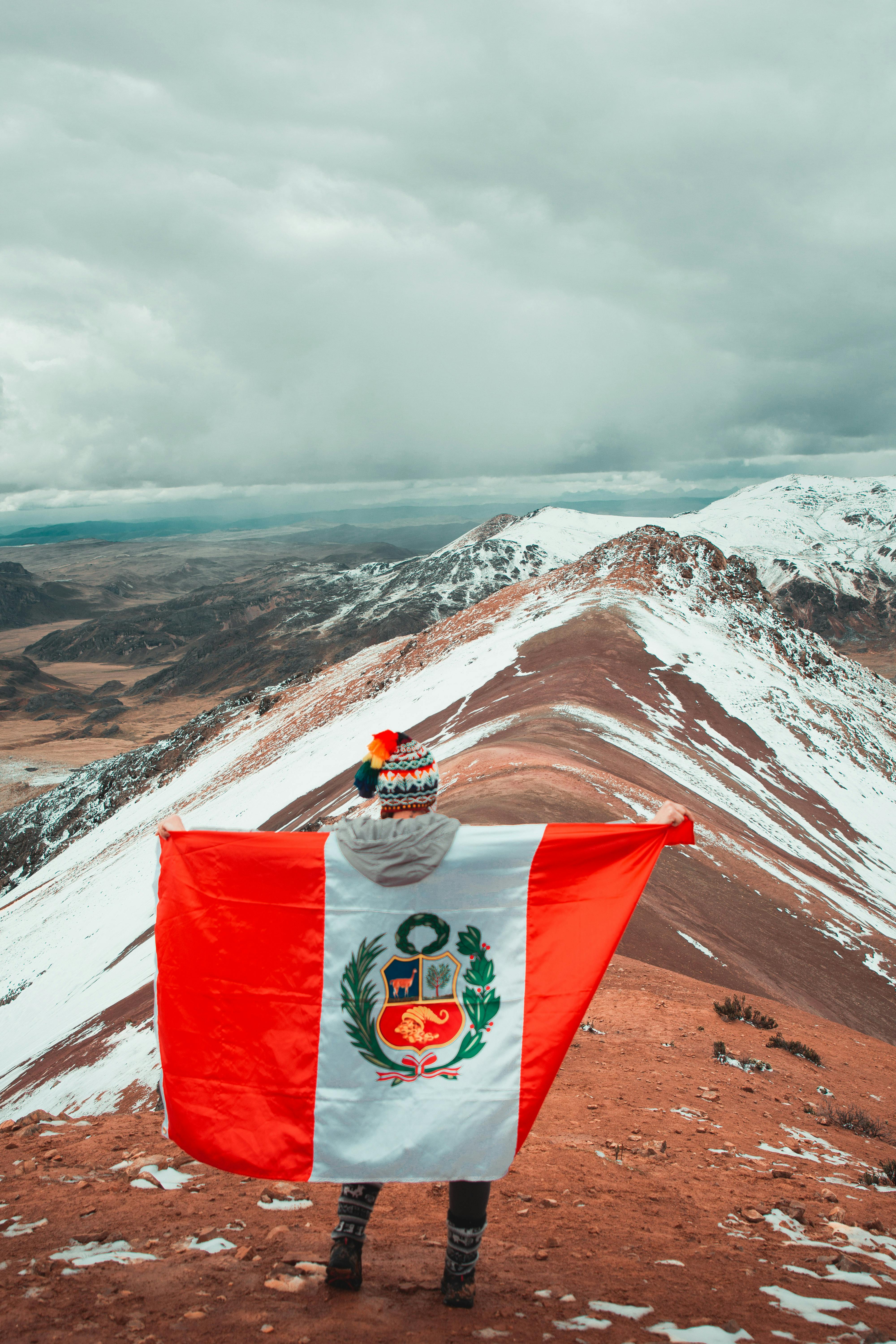 Peruvian Flag Photos, Download The BEST Free Peruvian Flag Stock Photos ...