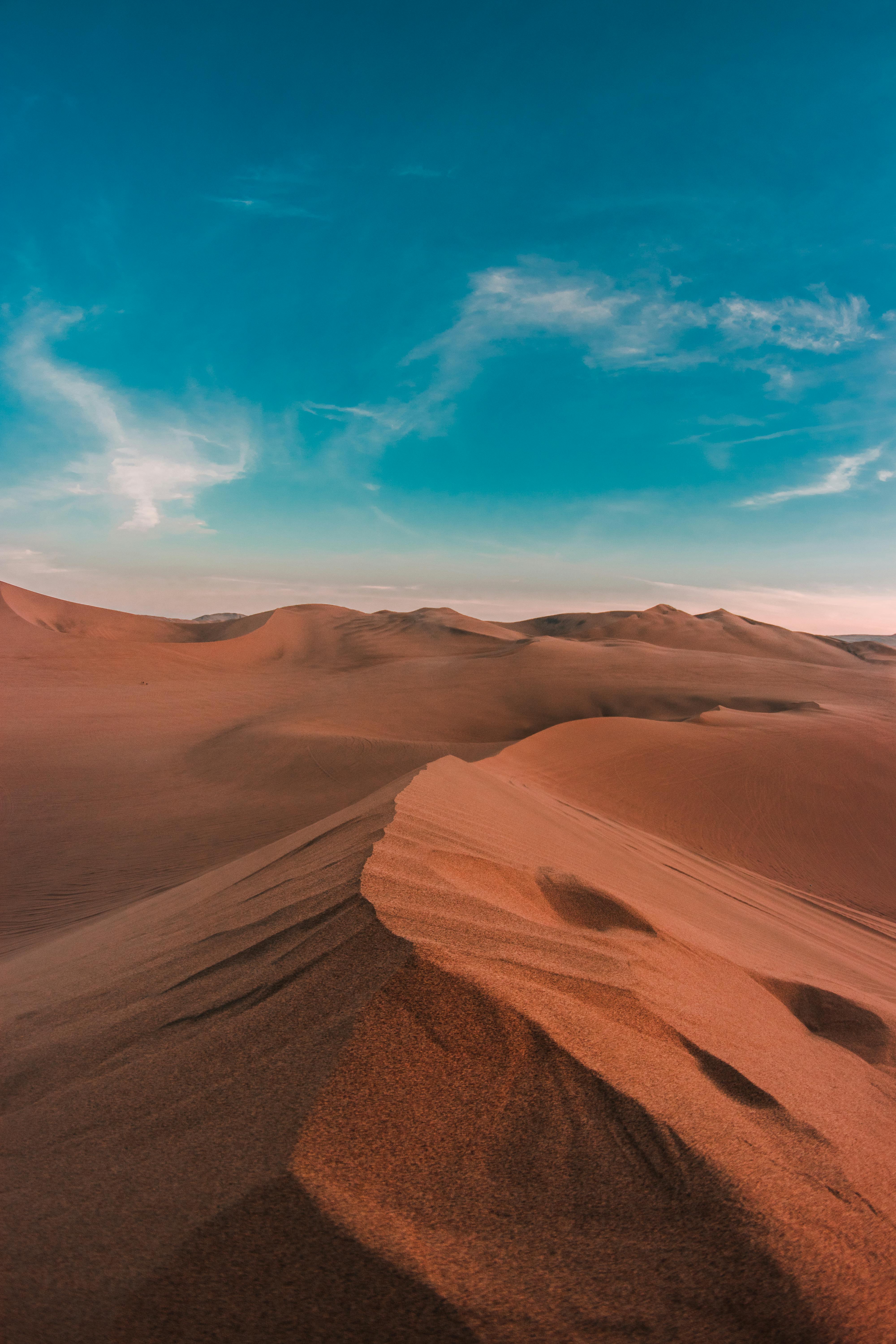 Sand Dunes in Desert · Free Stock Photo