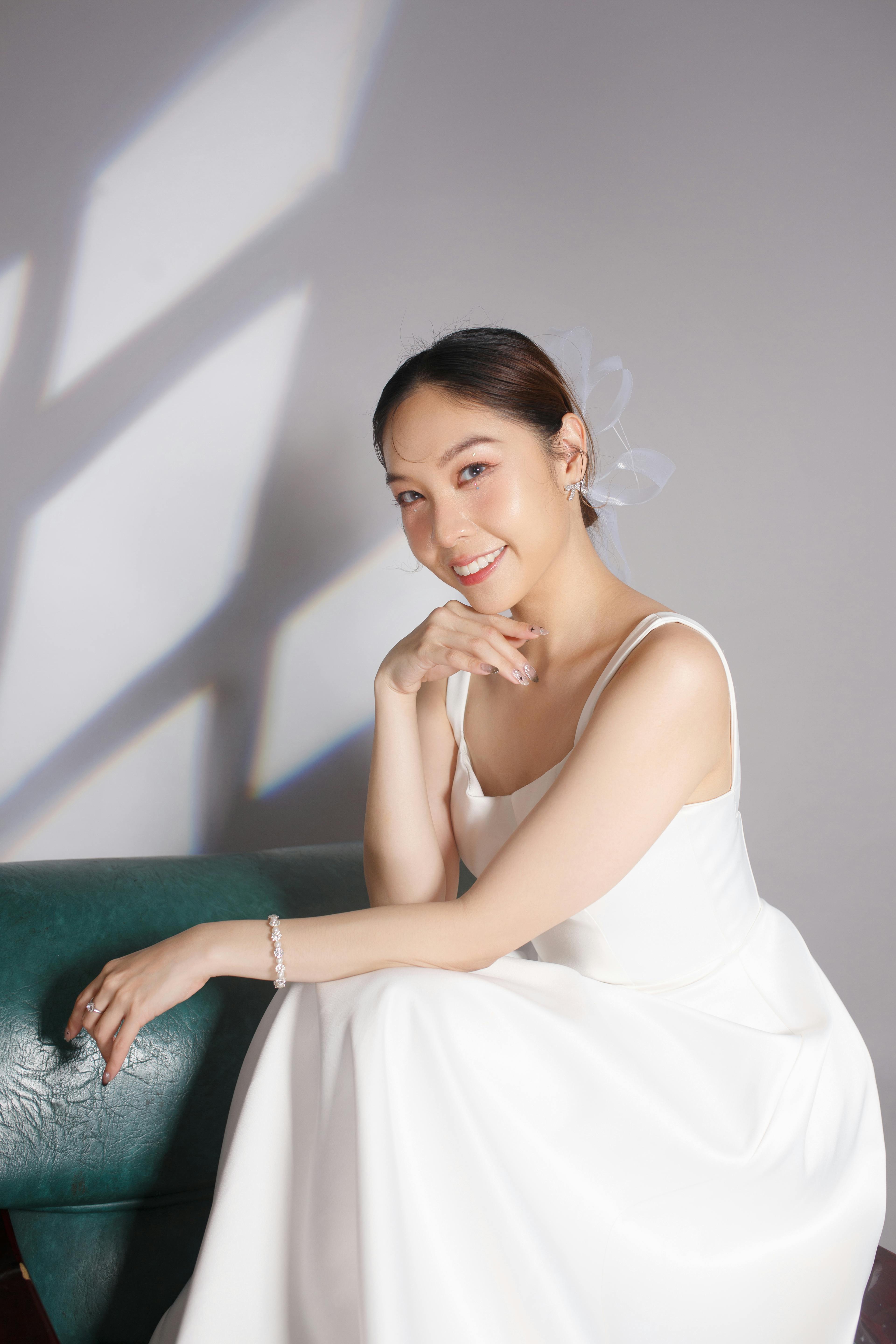 Portrait of Beautiful Bride · Free Stock Photo