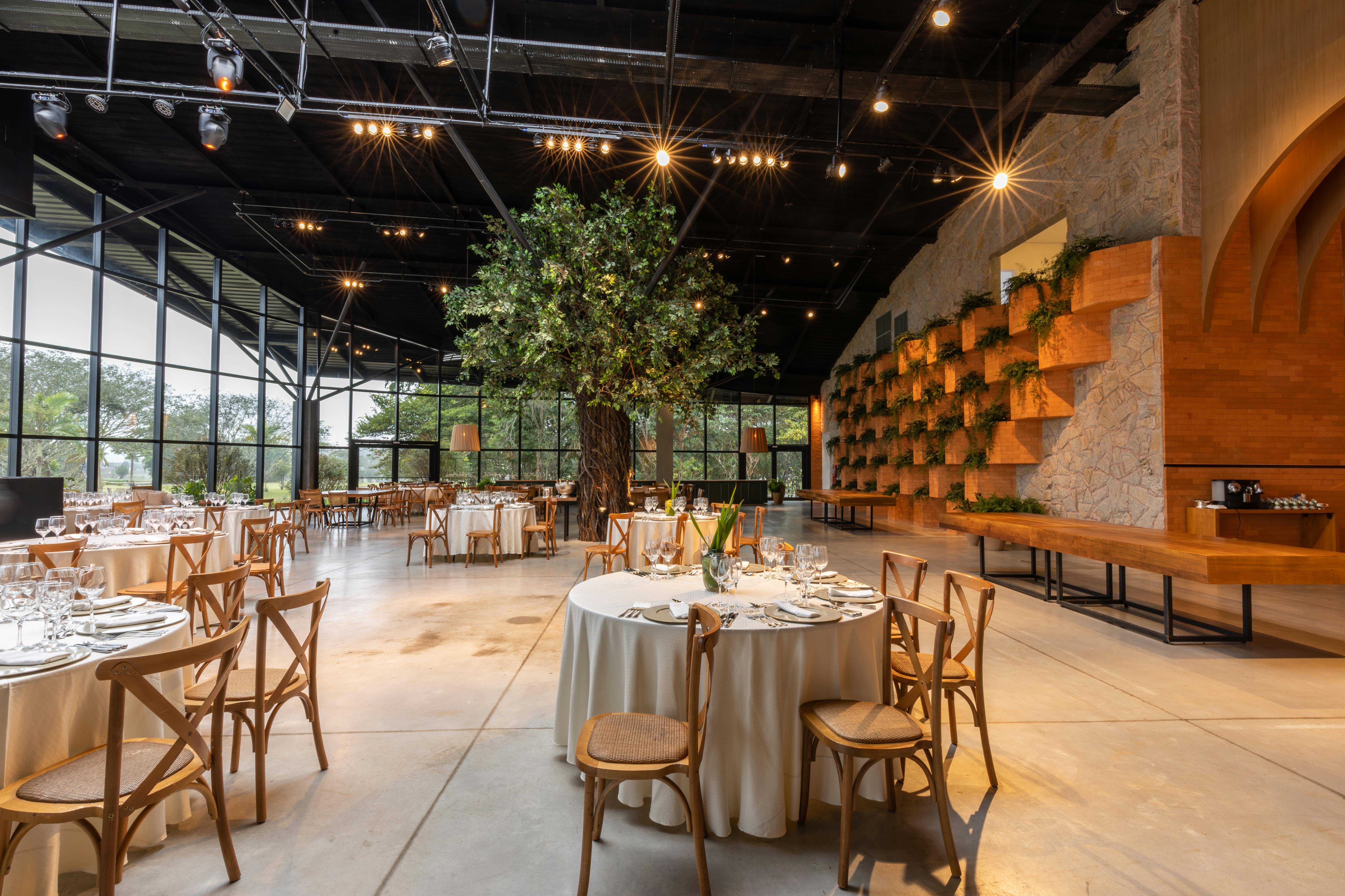 Interior Design of the Restaurant Hall · Free Stock Photo