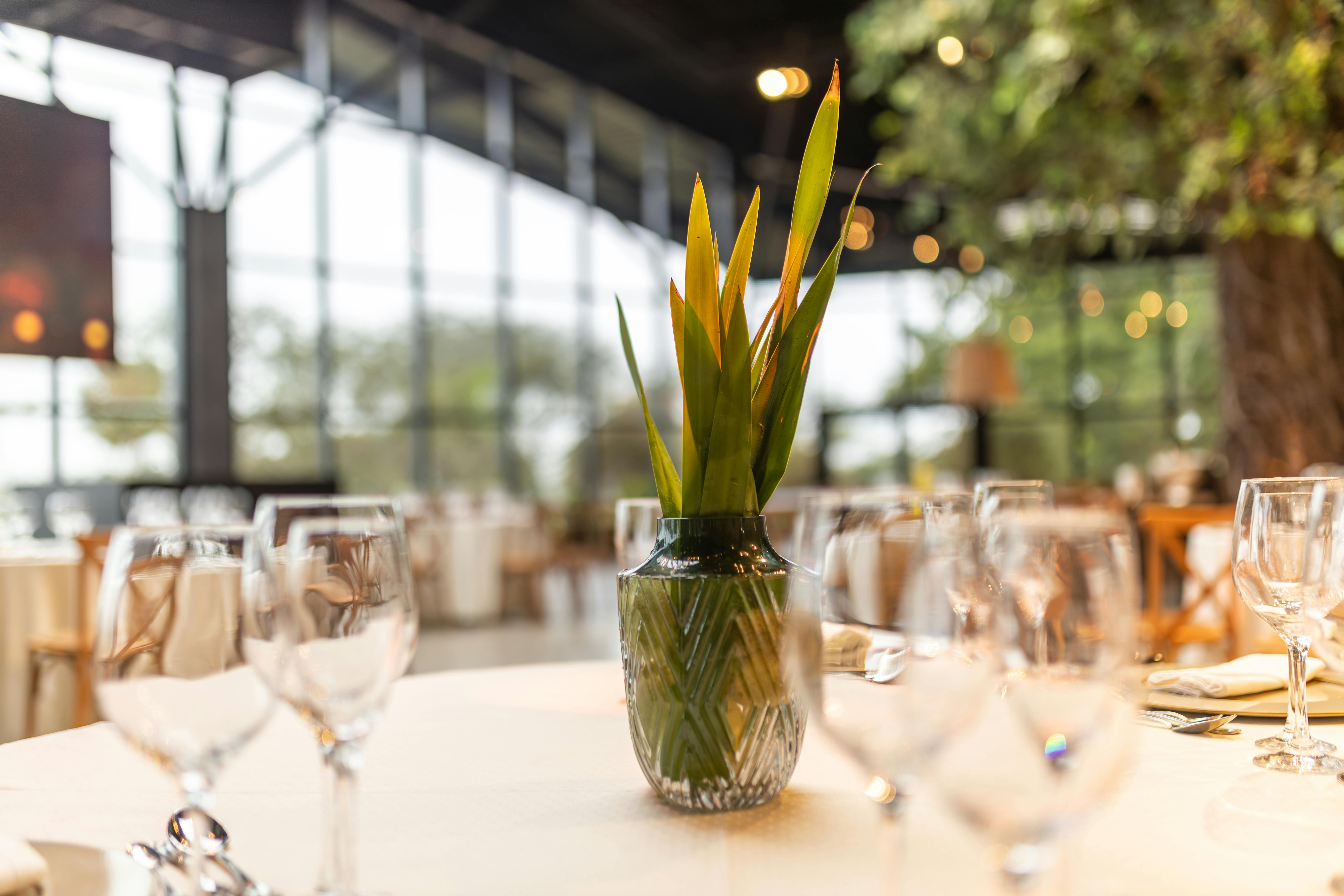 Vase and Number on a Table in a Restaurant · Free Stock Photo