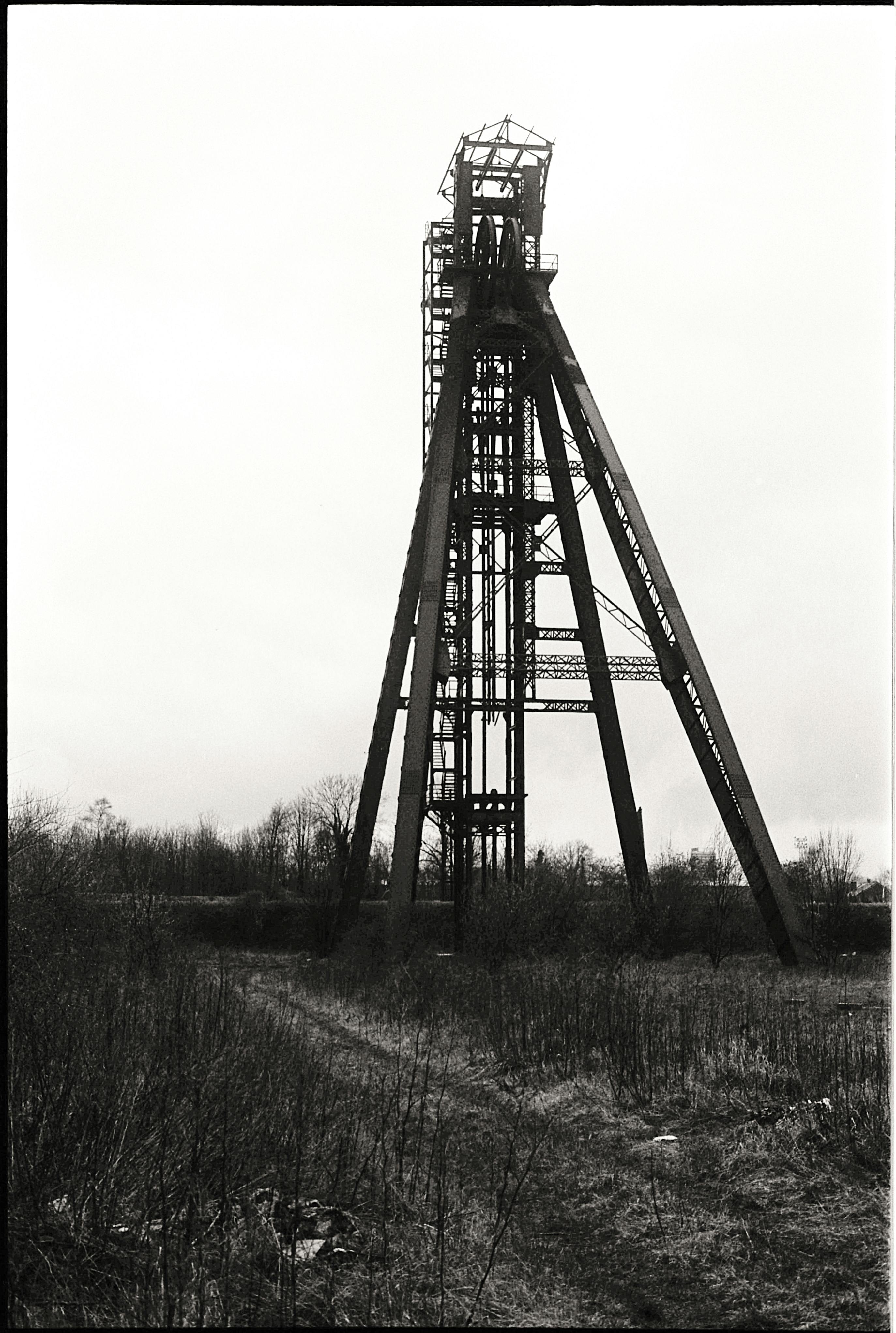Oil Well Photos, Download The BEST Free Oil Well Stock Photos & HD Images
