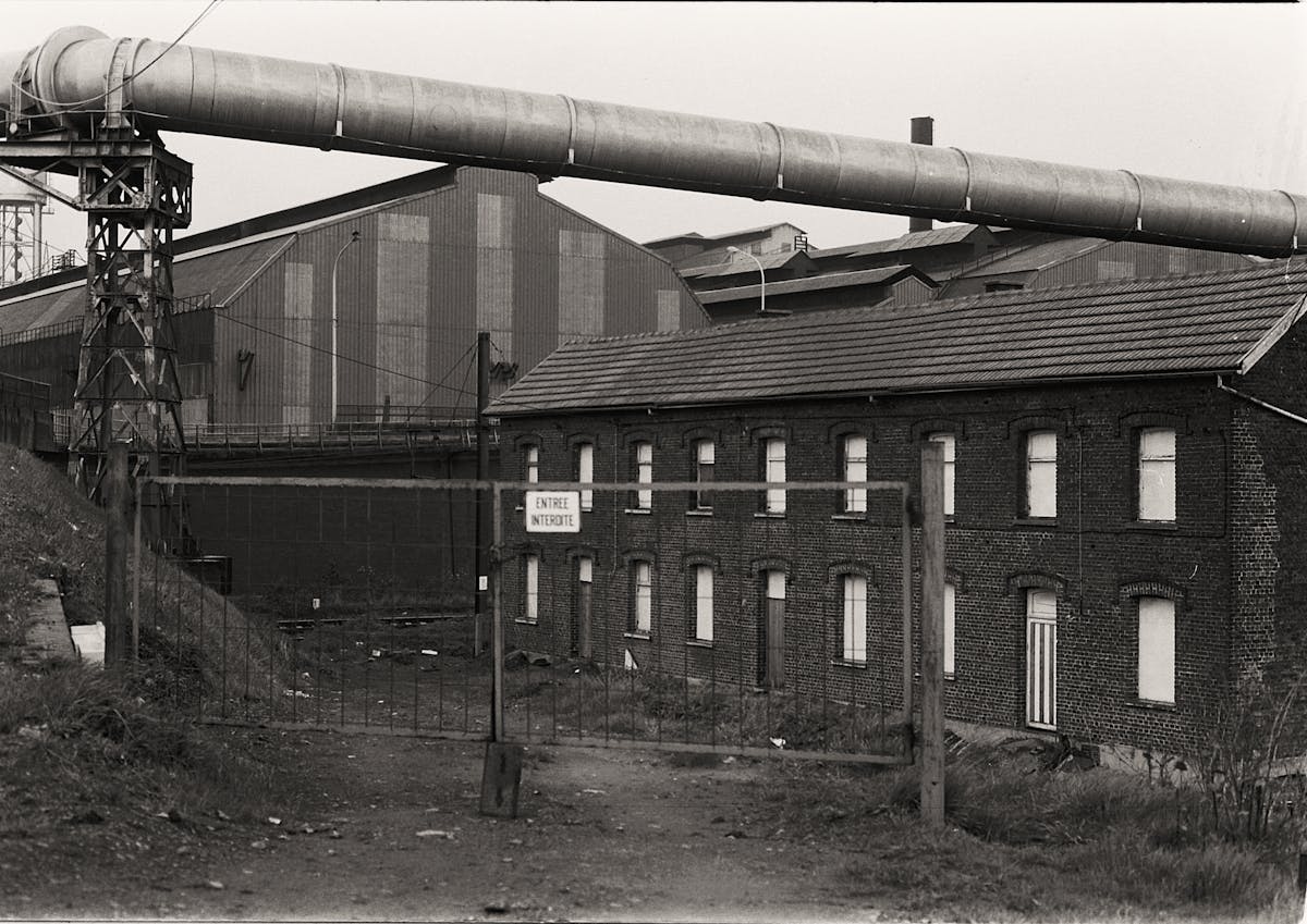 Closed Factory Photos, Download The BEST Free Closed Factory Stock ...