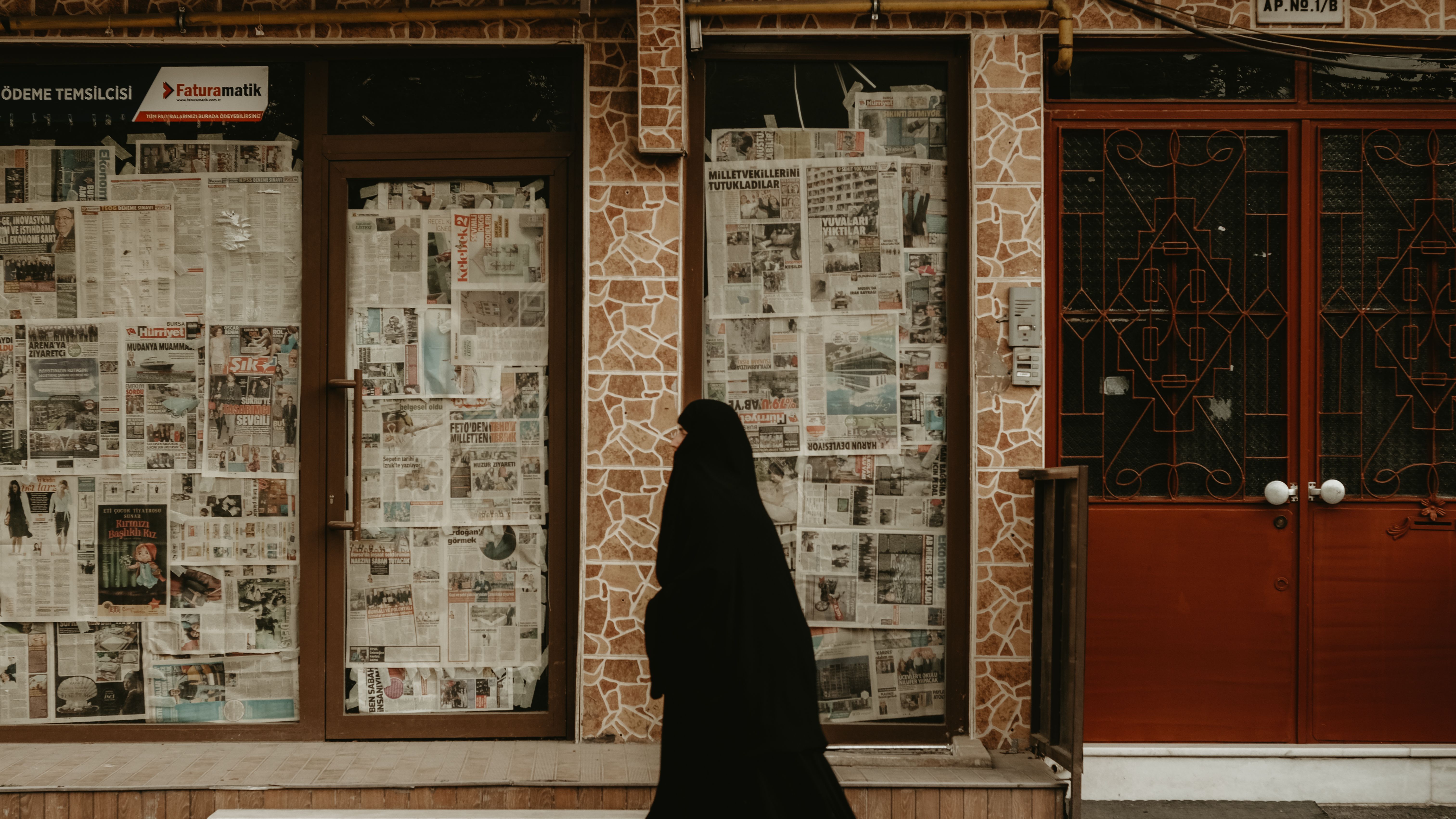 Muslim Women In Niqab Photos, Download The BEST Free Muslim Women In ...