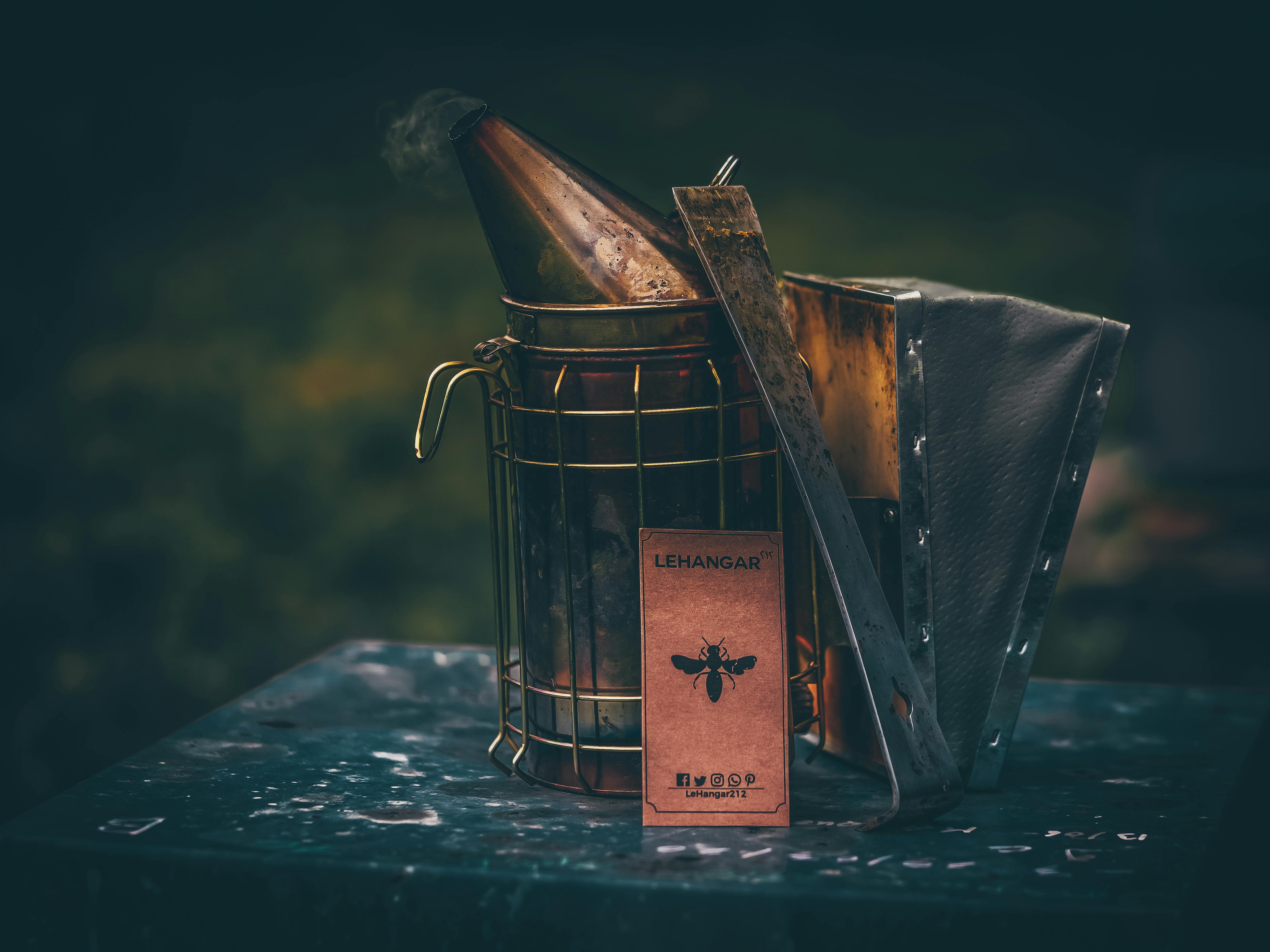 Close-up of a Smoke Bee Transmitter · Free Stock Photo