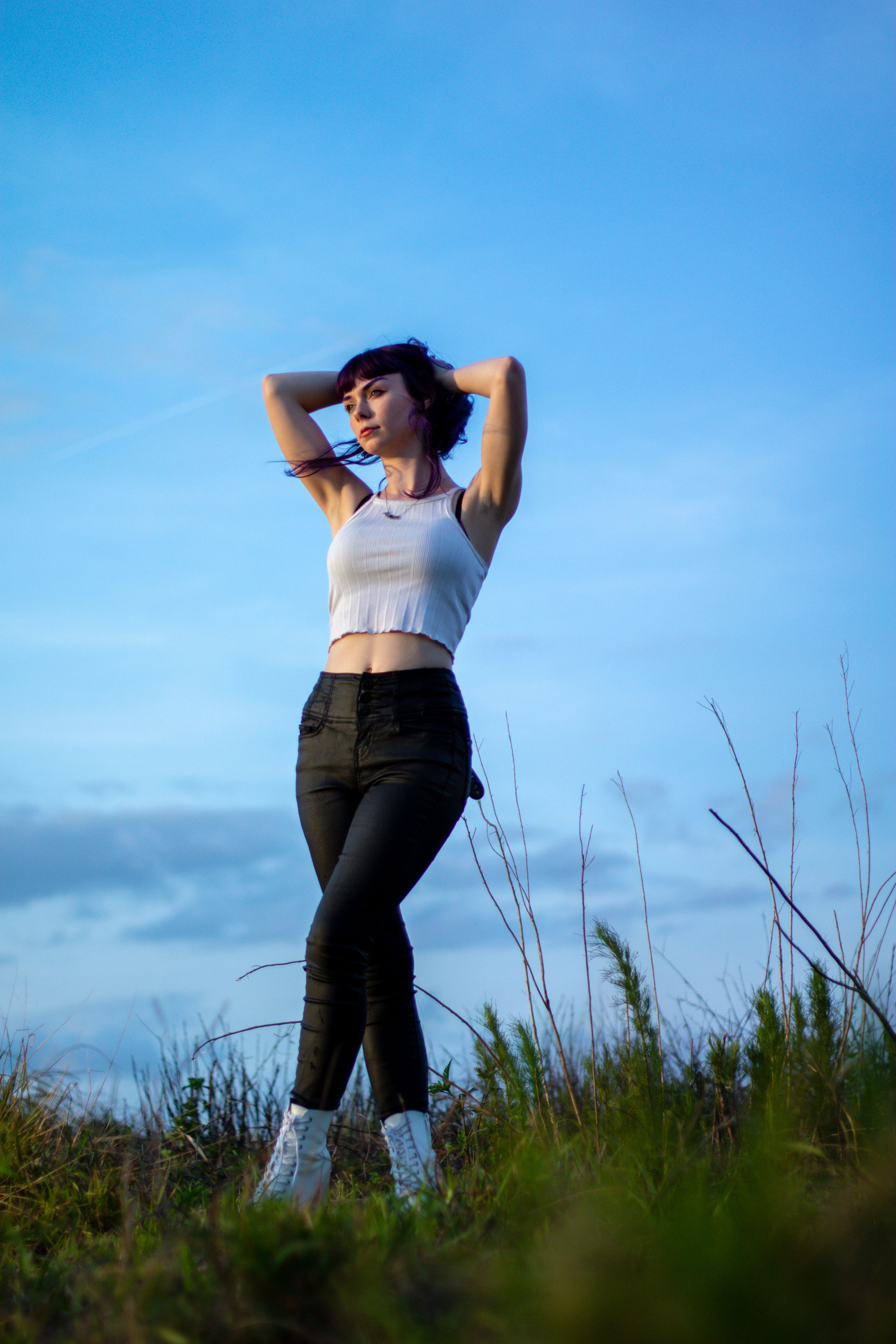 Arms Behind Head Photos, Download The BEST Free Arms Behind Head Stock ...