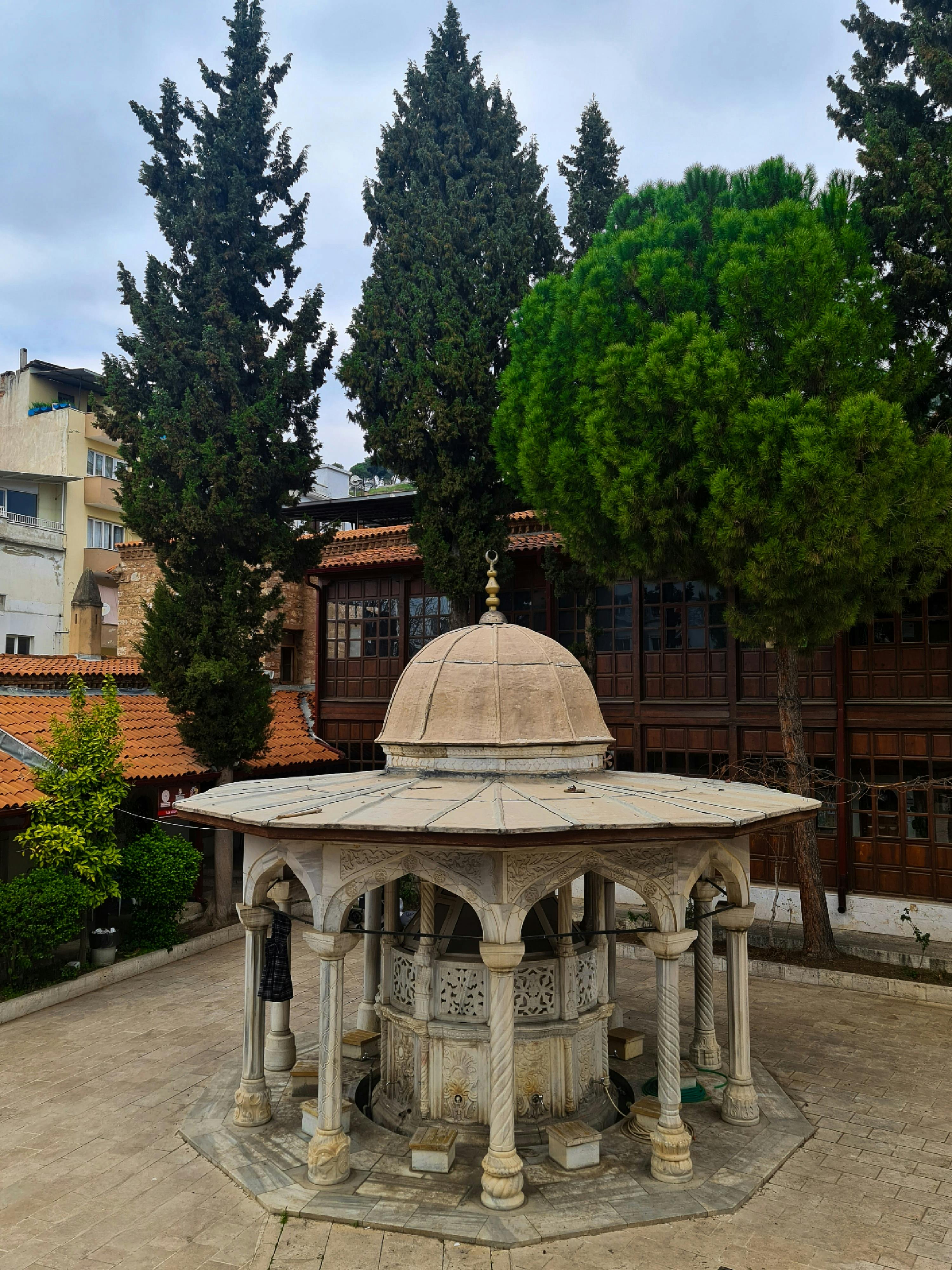 Wudu Taps for Ritual Ablution · Free Stock Photo