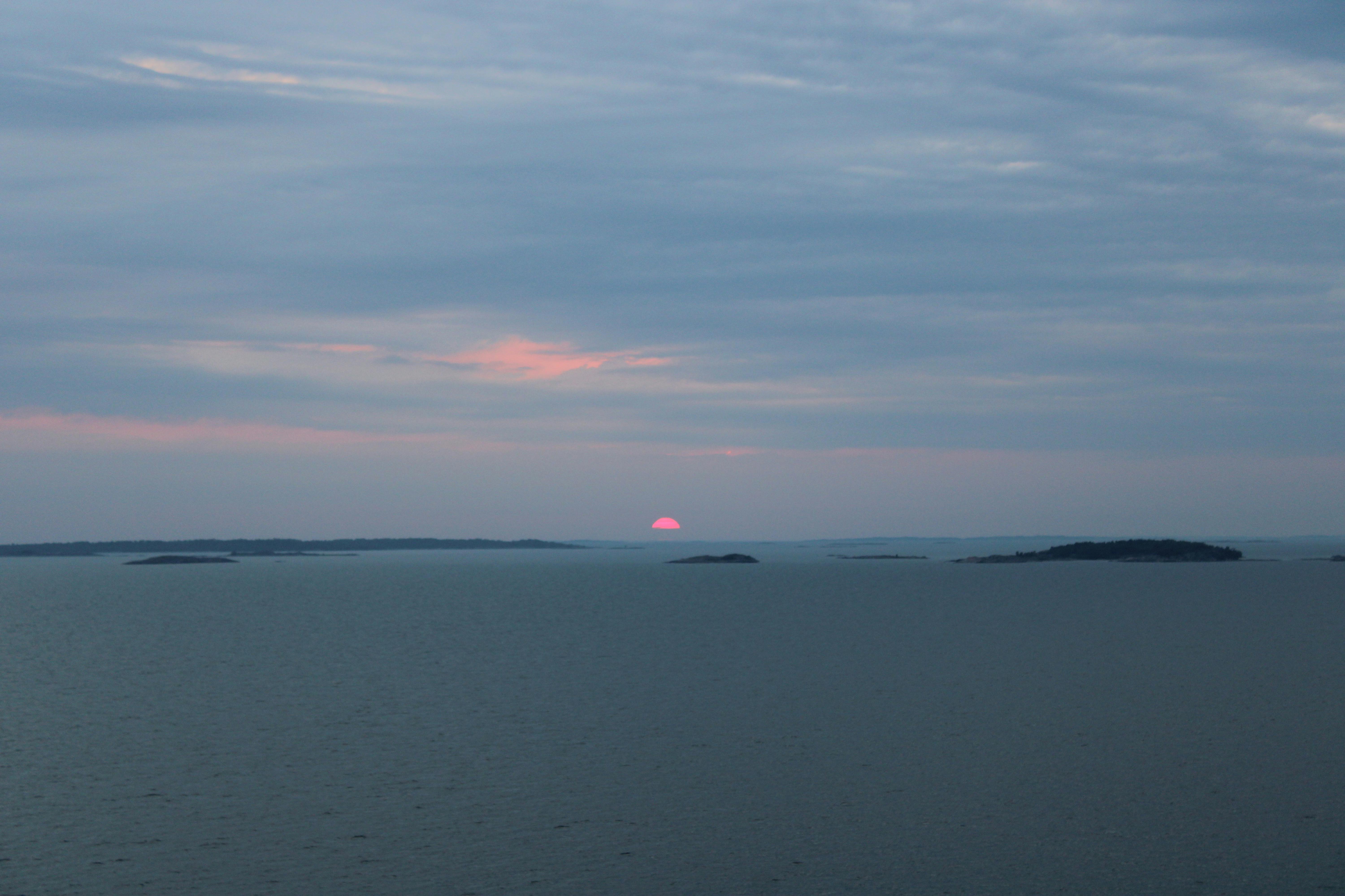 Overcast over Sea at Dusk · Free Stock Photo