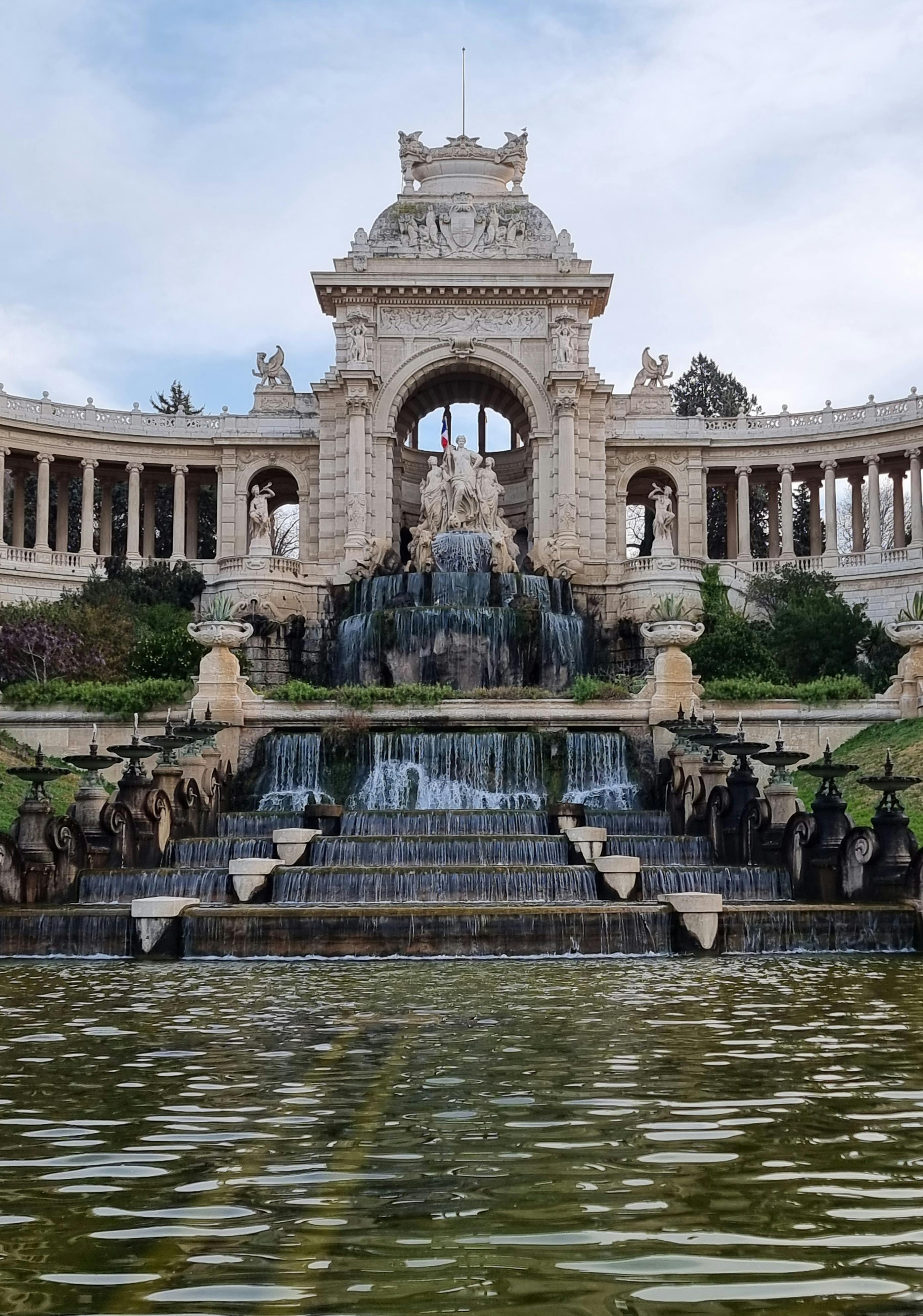 Fountain in Zoological Gardens in Marseilles · Free Stock Photo