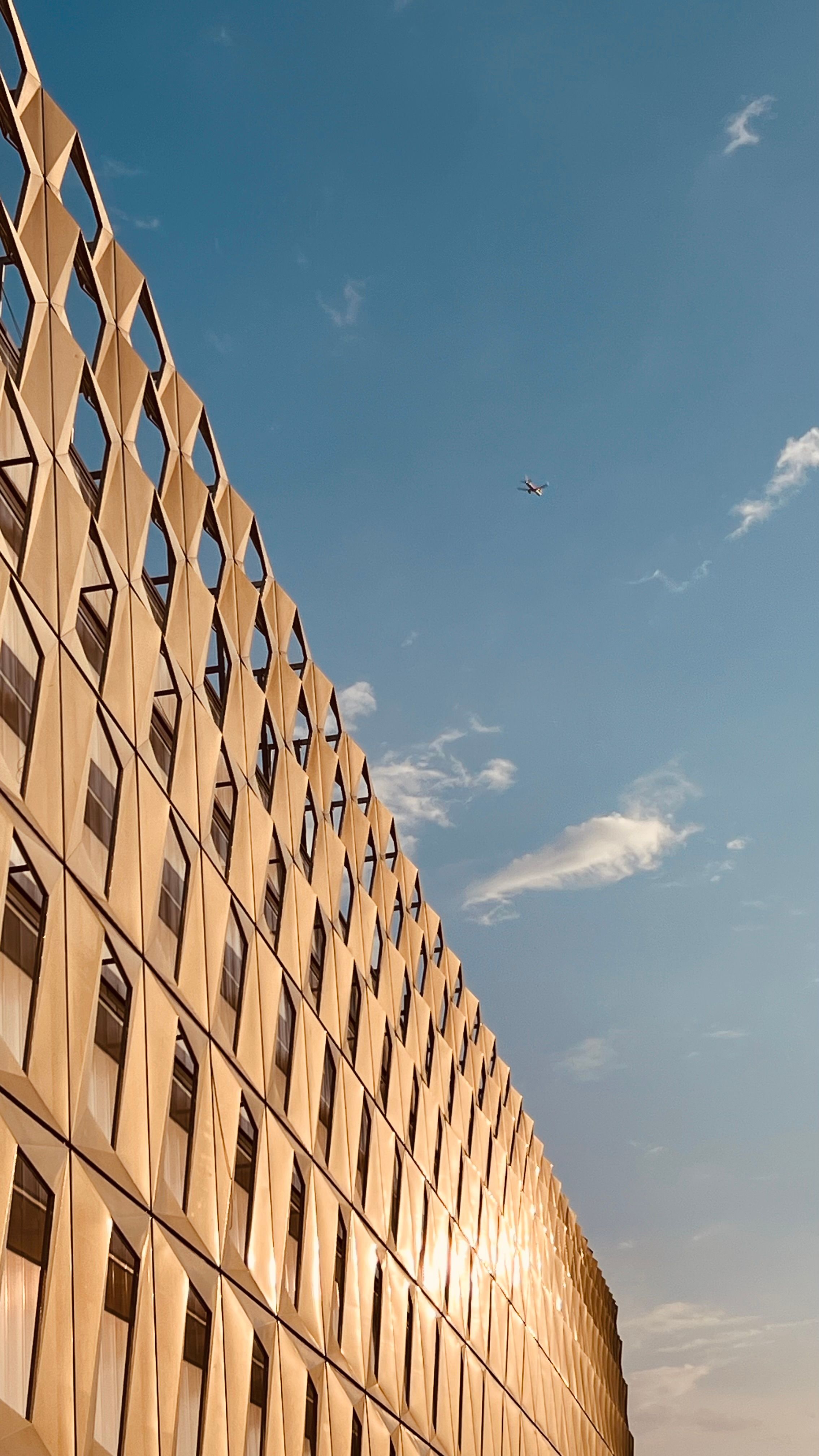 Shiny Wall of Modern Building · Free Stock Photo