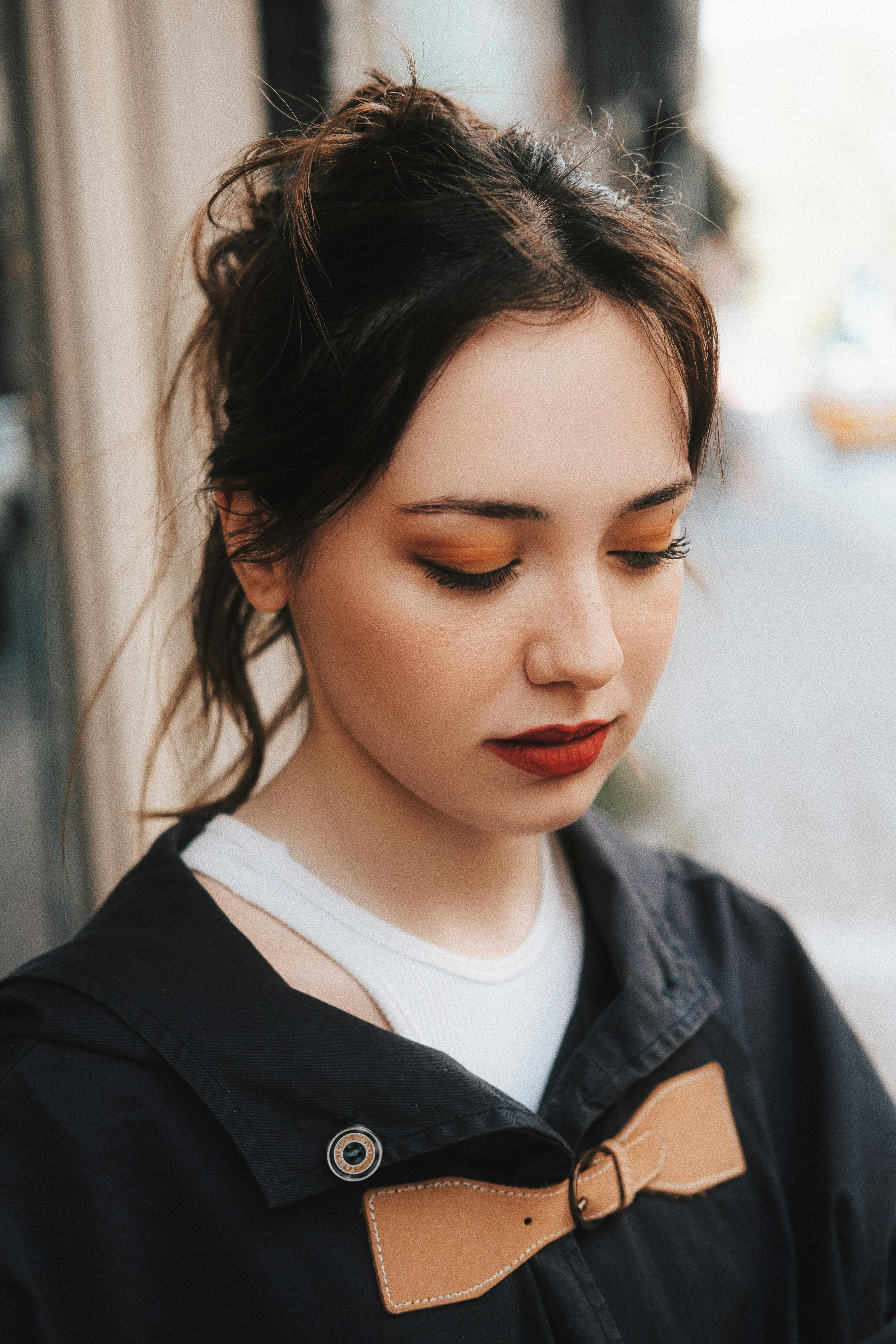 Face of Posing Woman · Free Stock Photo