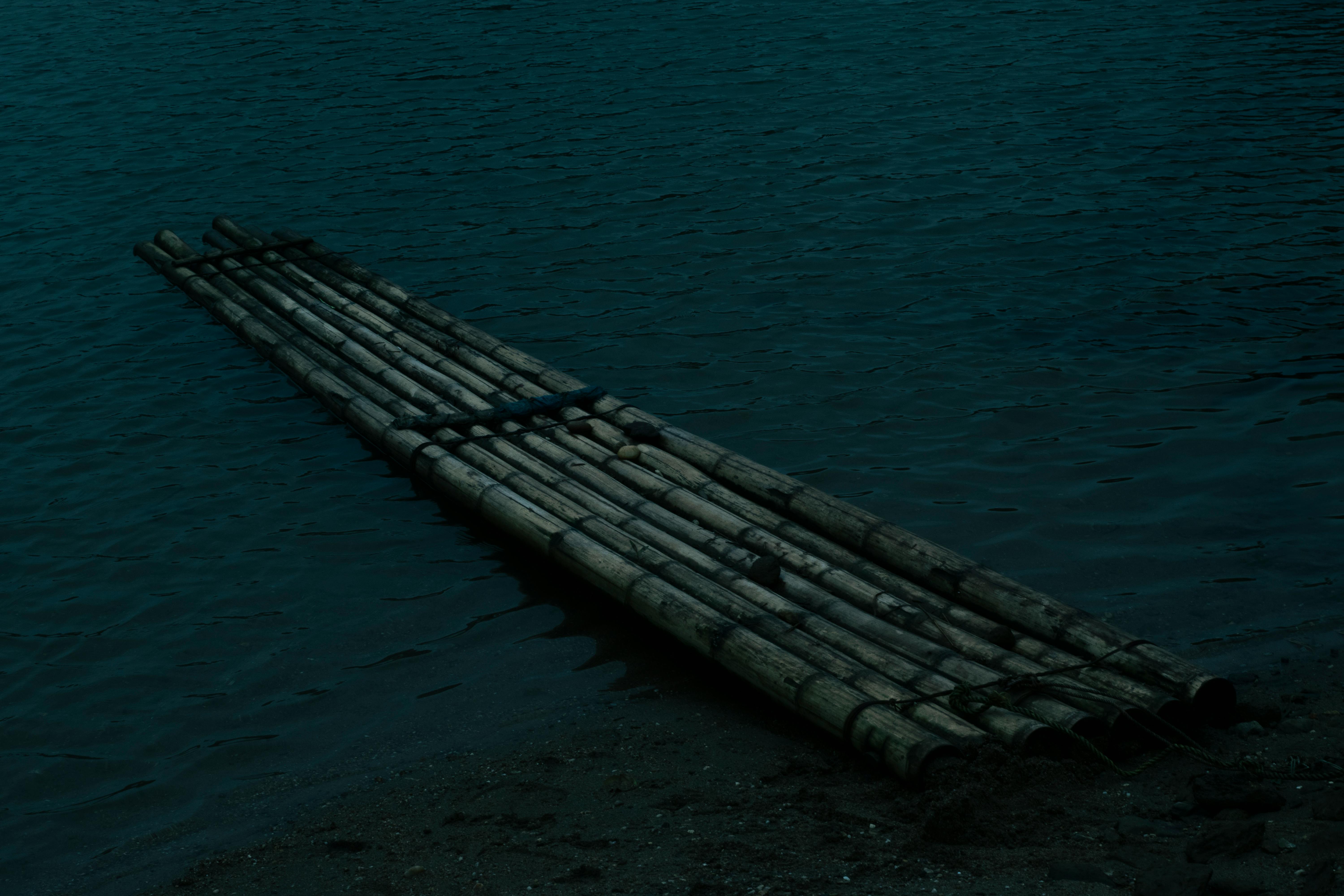 Wooden Raft Photos, Download The BEST Free Wooden Raft Stock Photos ...