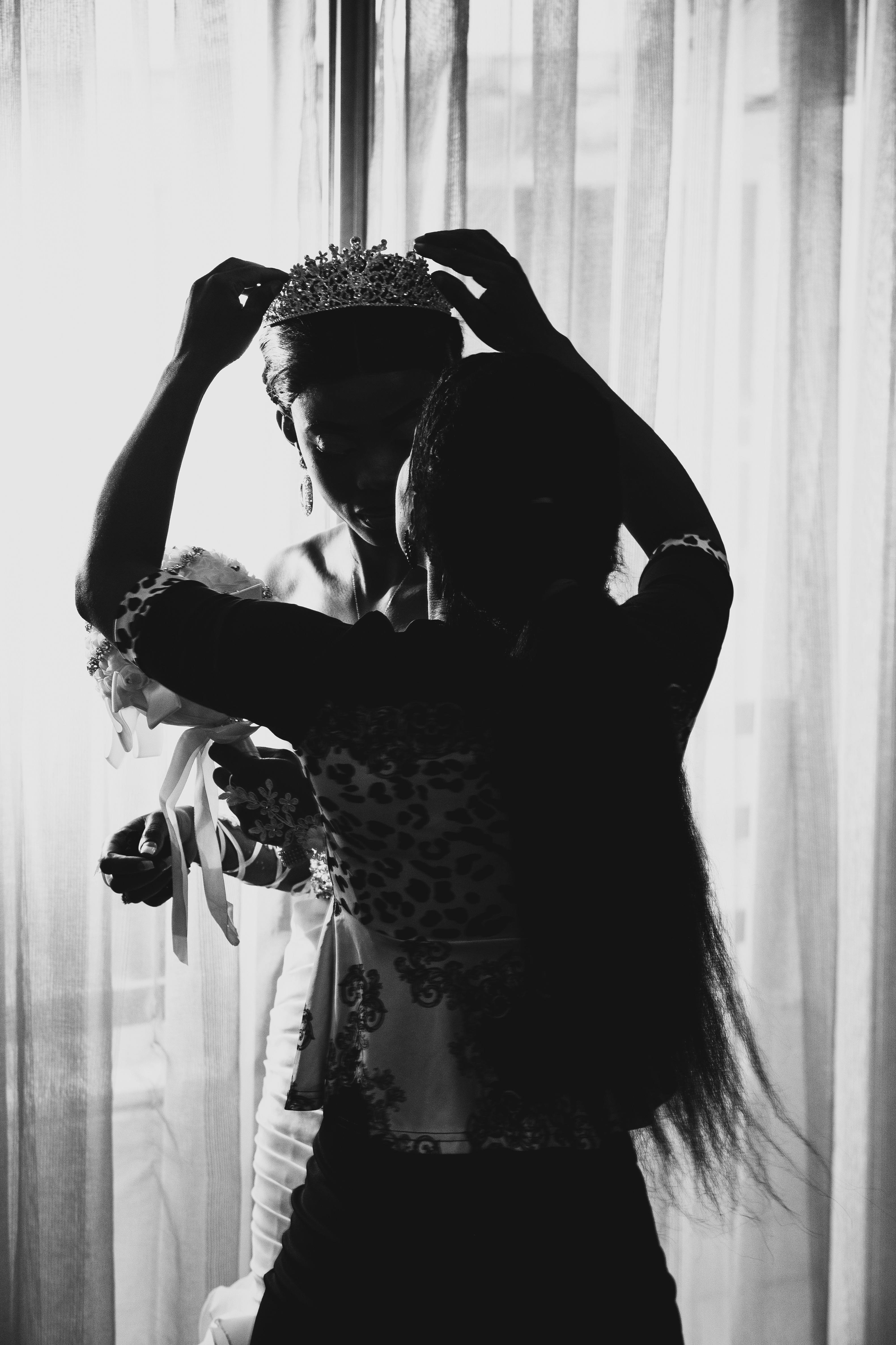 Helping Someone Photos, Download The BEST Free Helping Someone Stock ...