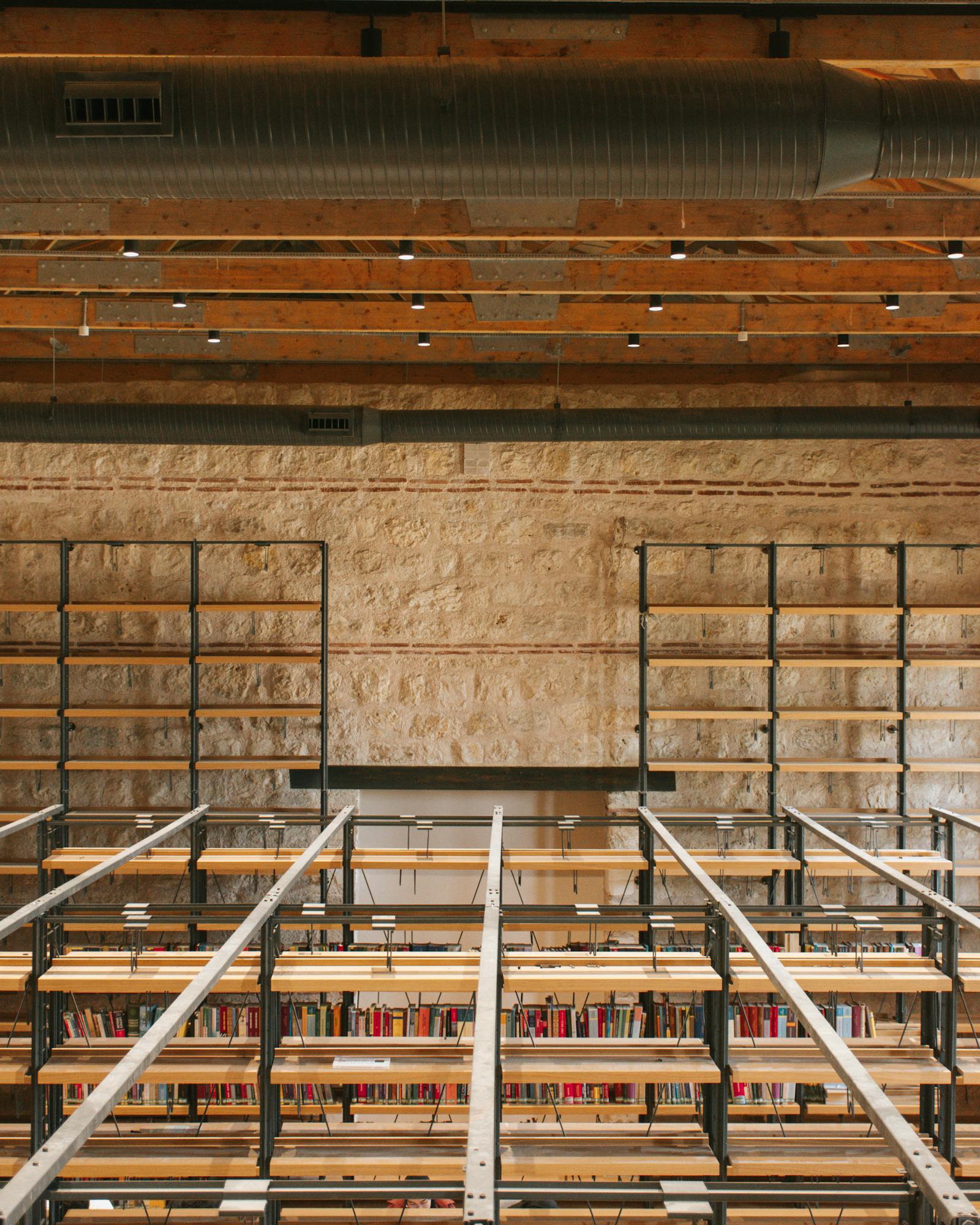 Library Walls Photos, Download The BEST Free Library Walls Stock Photos ...