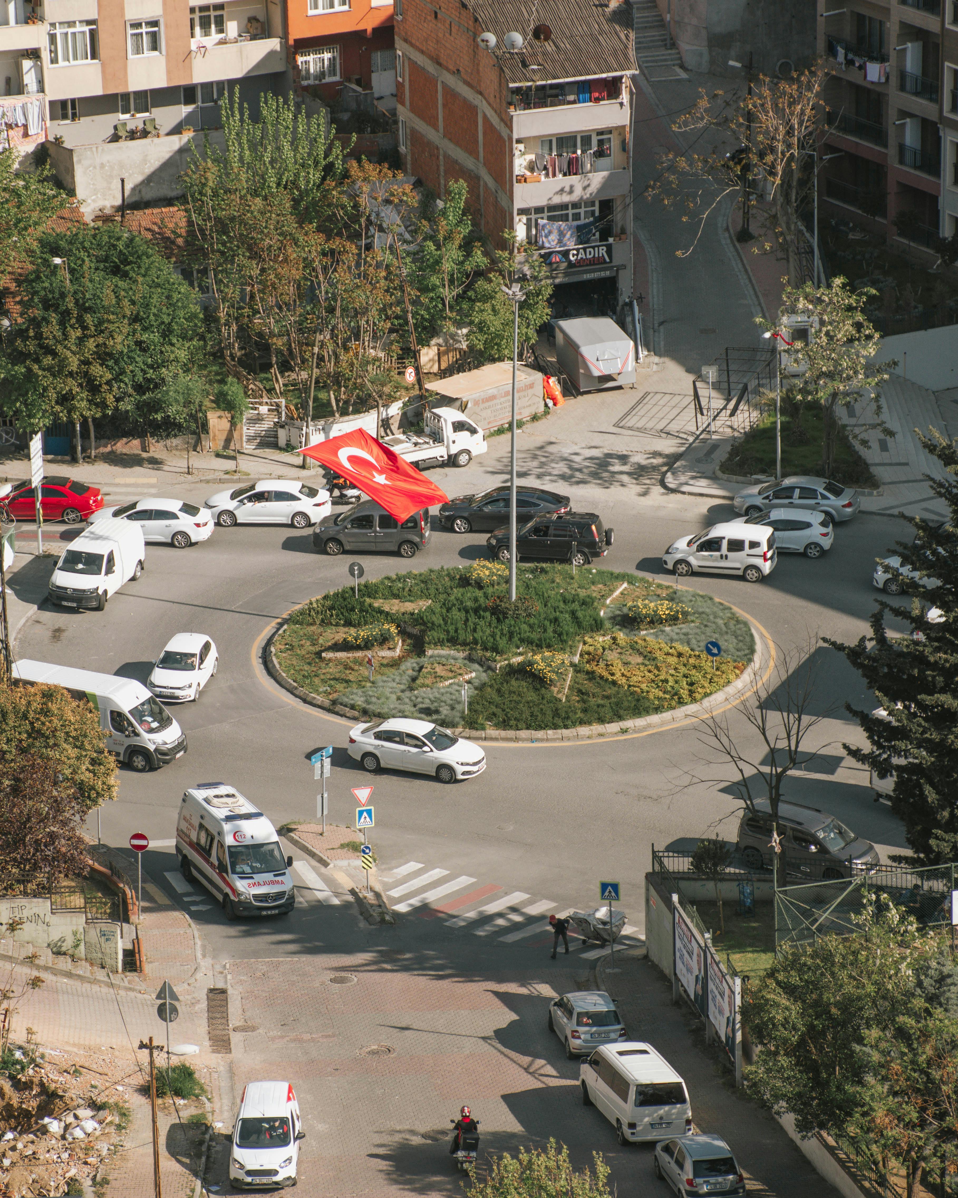 Roundabout in Turkey · Free Stock Photo