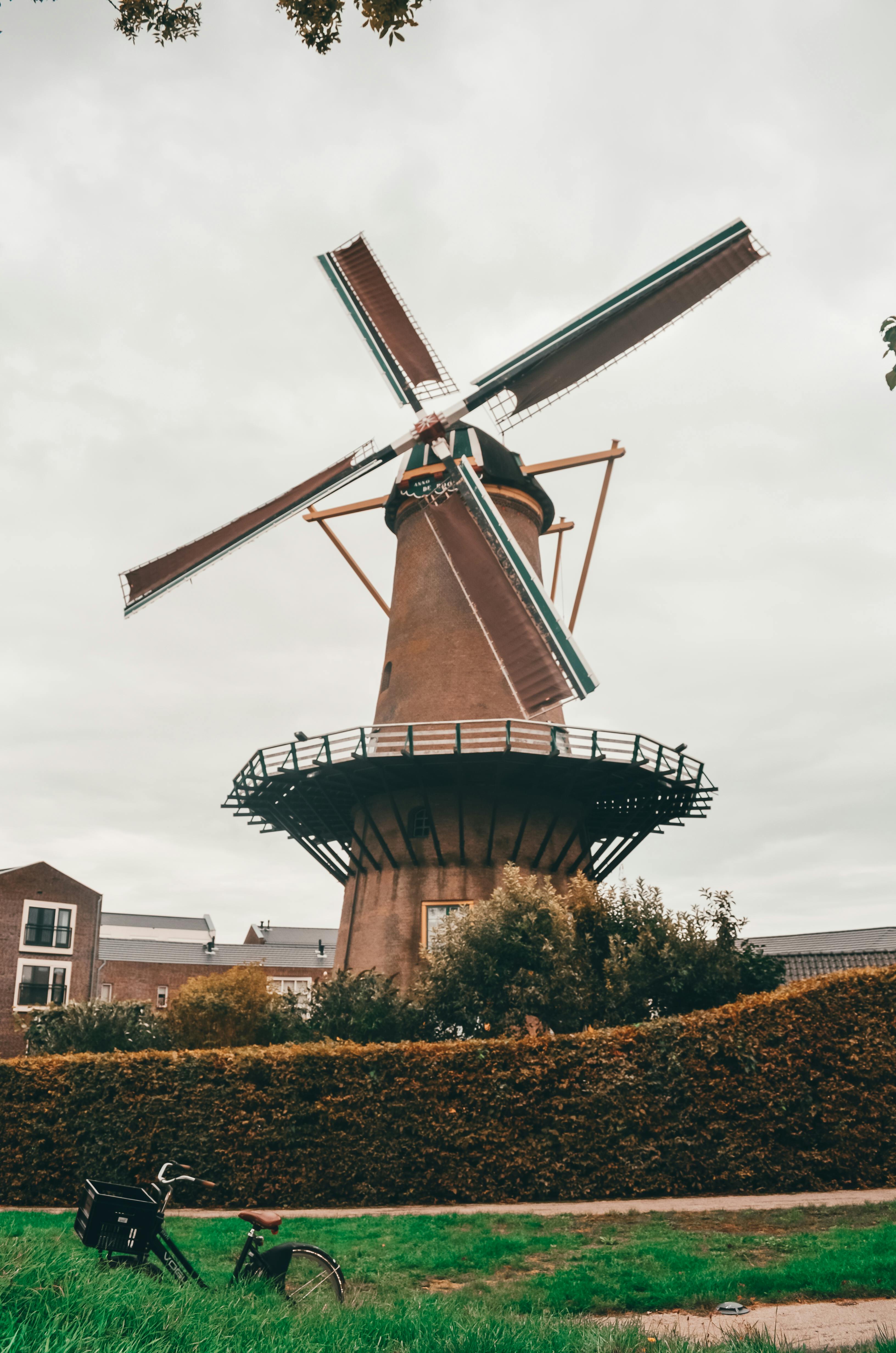 Delft Windmill de Roos in Holland · Free Stock Photo