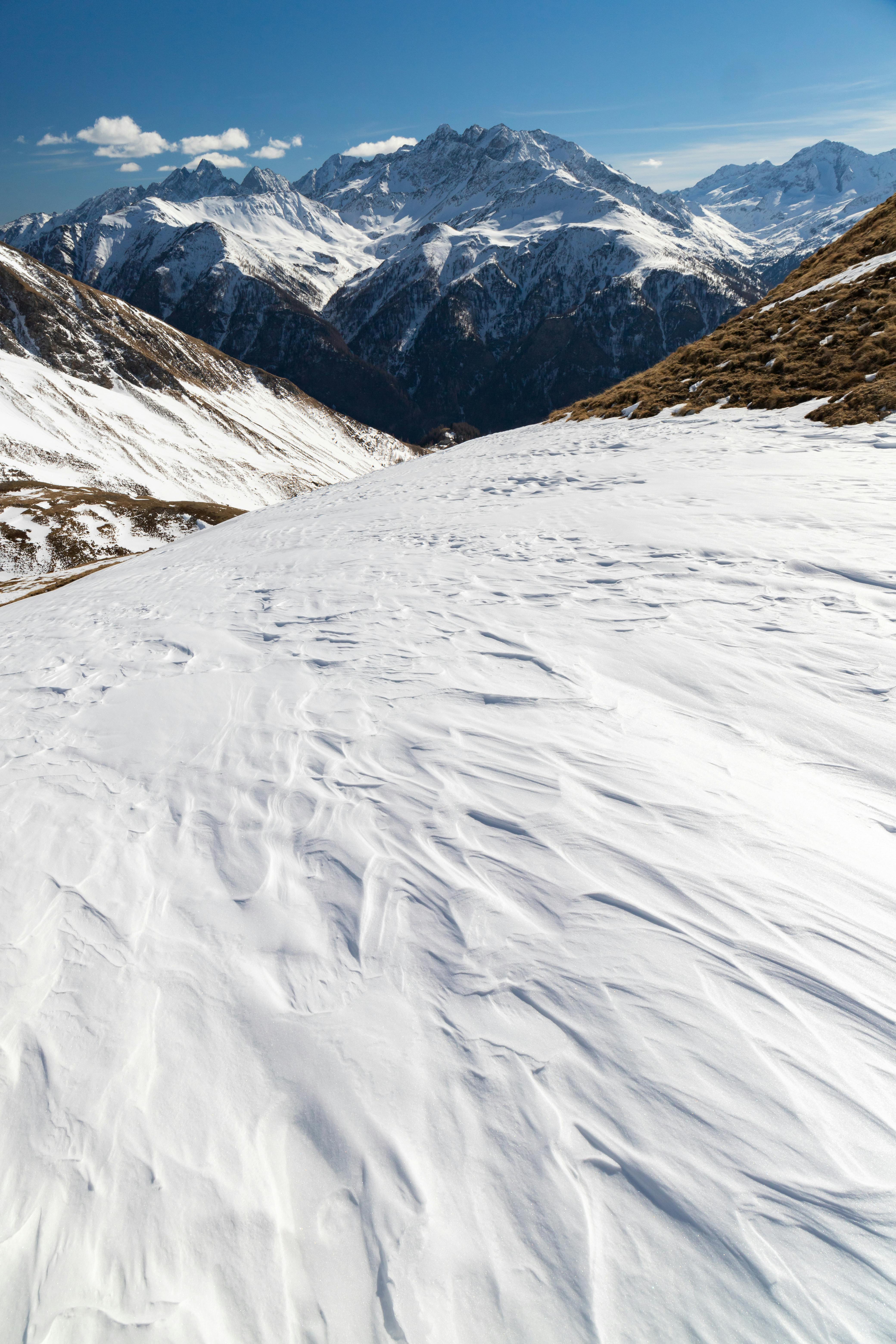 Snow High in Mountains · Free Stock Photo