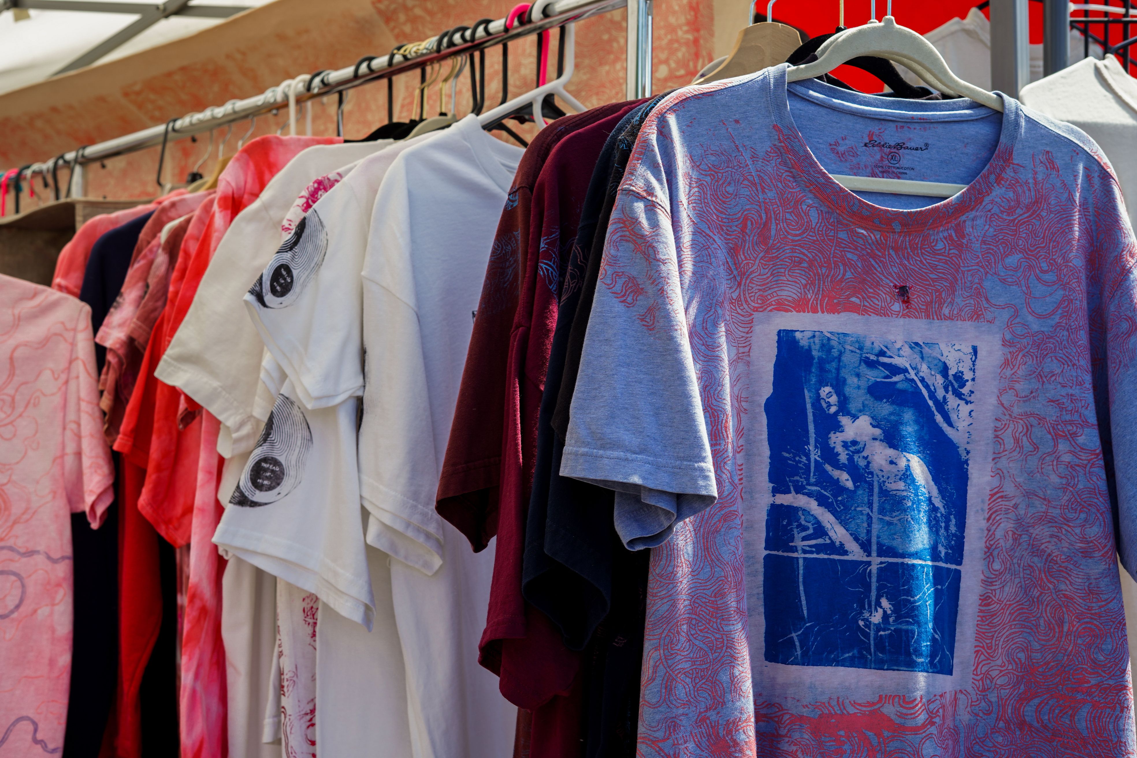 Foto de stock gratuita sobre al aire libre, algodón, bazar, boutique ...
