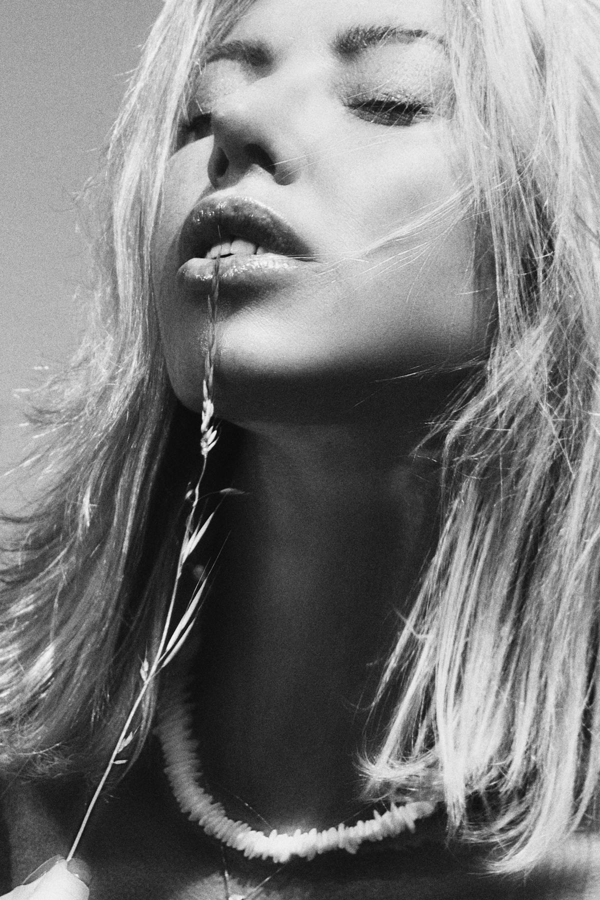 Close Up Shot Of A Woman Face Photos, Download The BEST Free Close Up ...