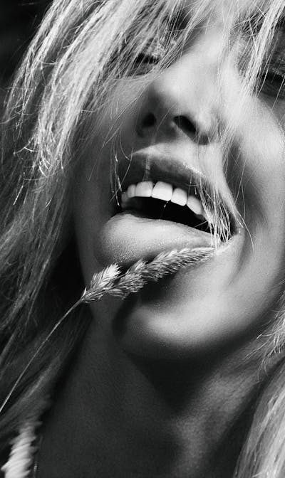 Woman Face Mouth Open Photos, Download The BEST Free Woman Face Mouth ...