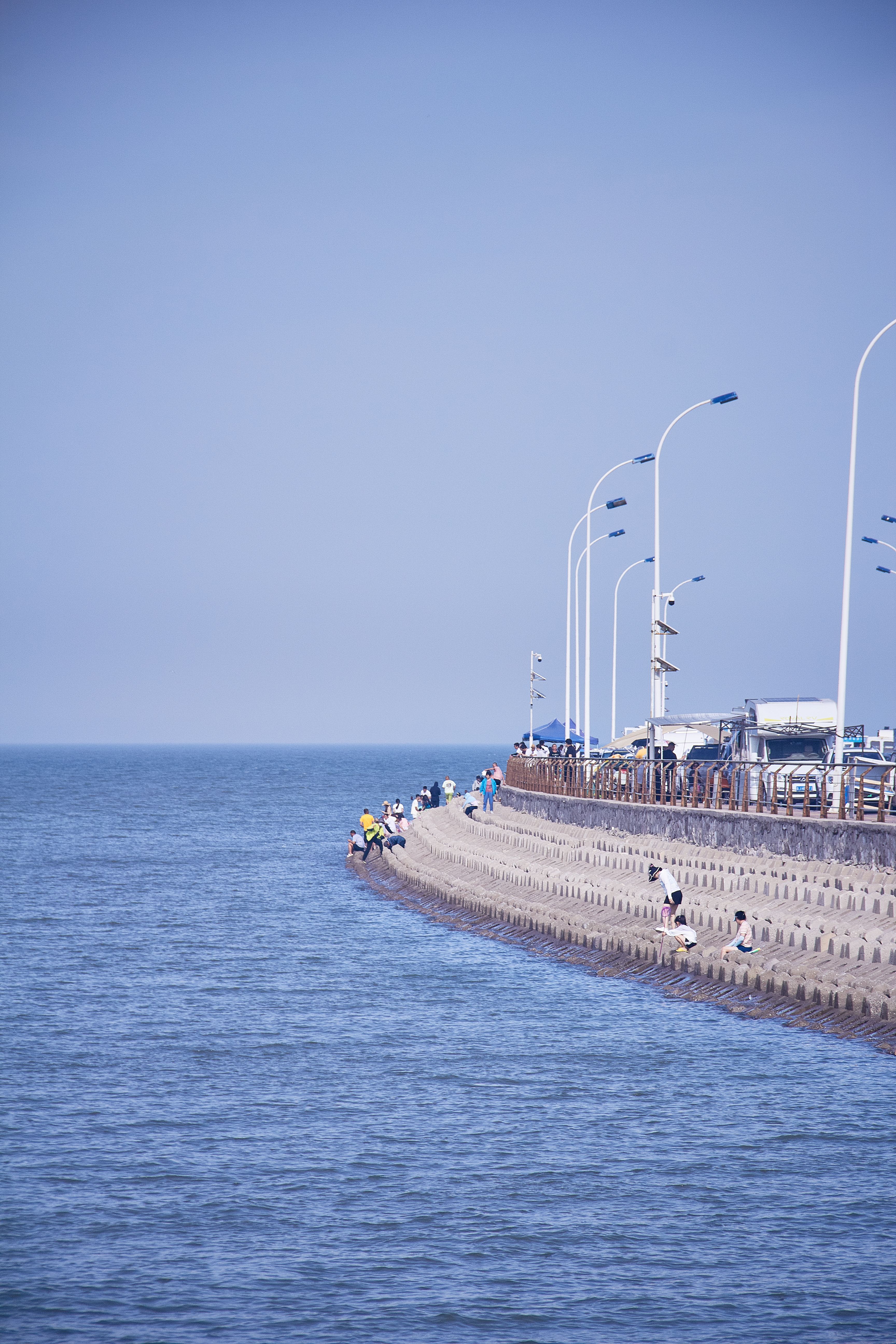 Promenade on Sea Shore · Free Stock Photo