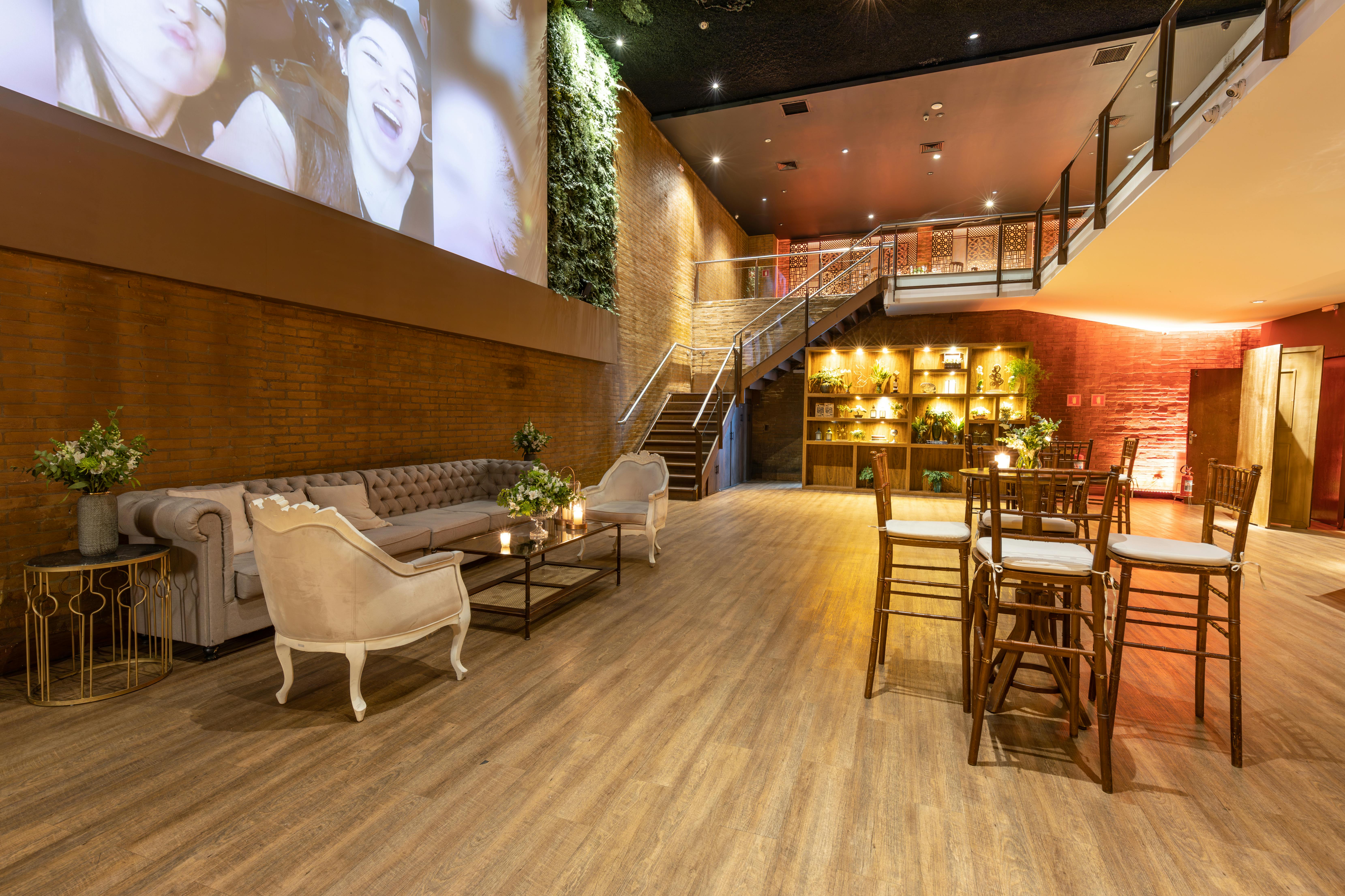 Lobby Screen Photos, Download The BEST Free Lobby Screen Stock Photos ...