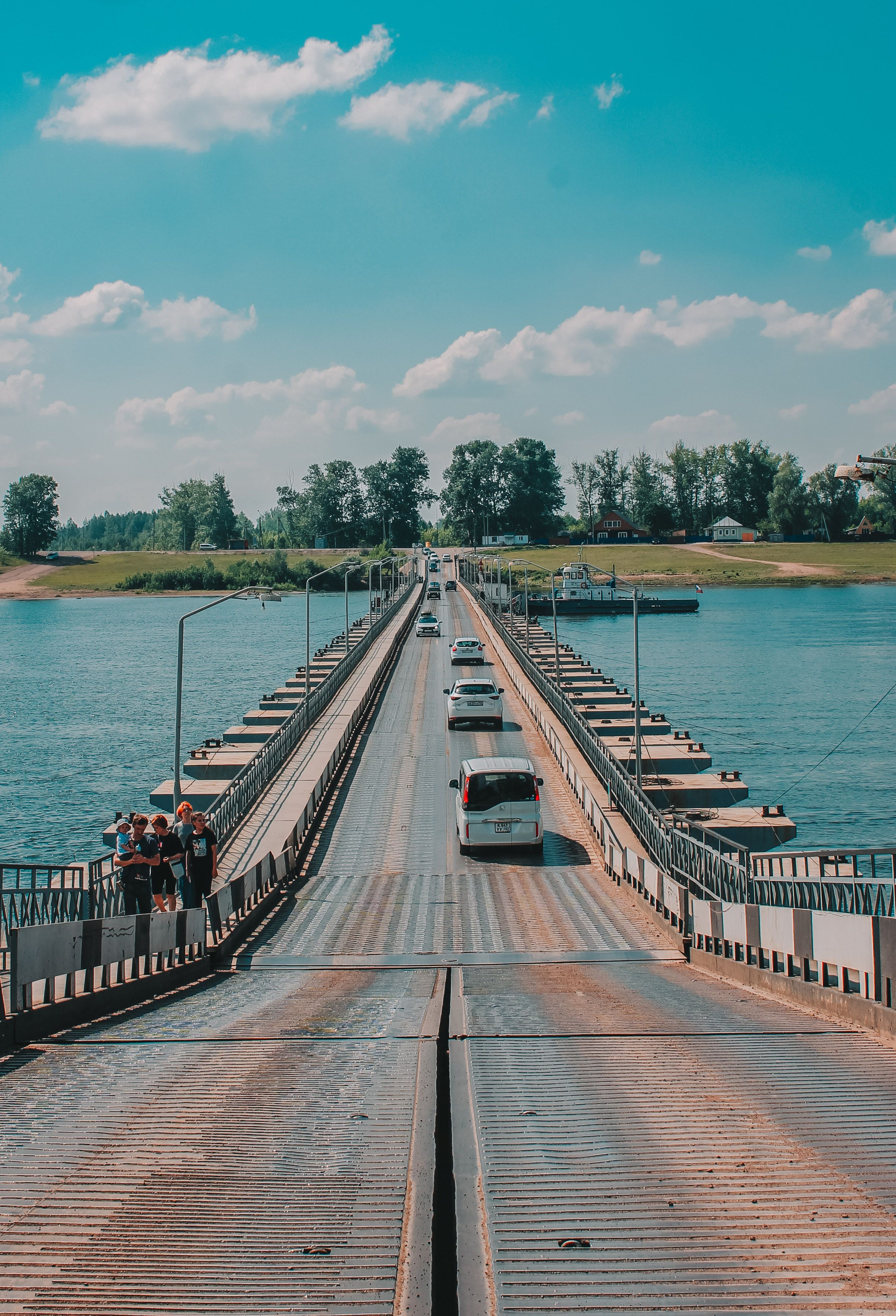 Pontoon Bridge Photos, Download The BEST Free Pontoon Bridge Stock ...