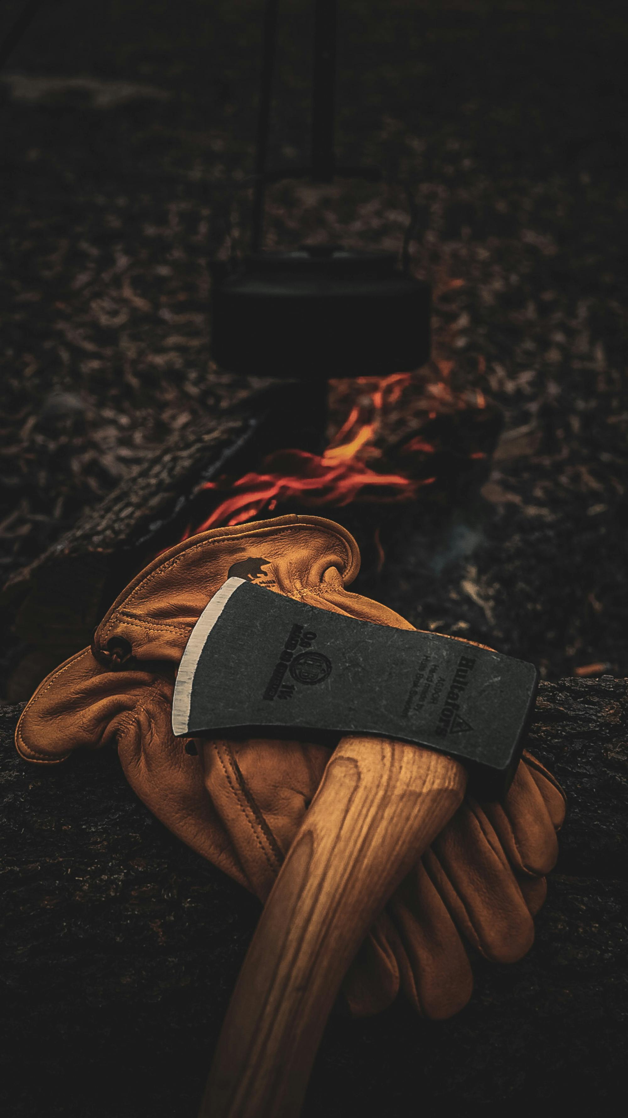 Axe in Wood · Free Stock Photo