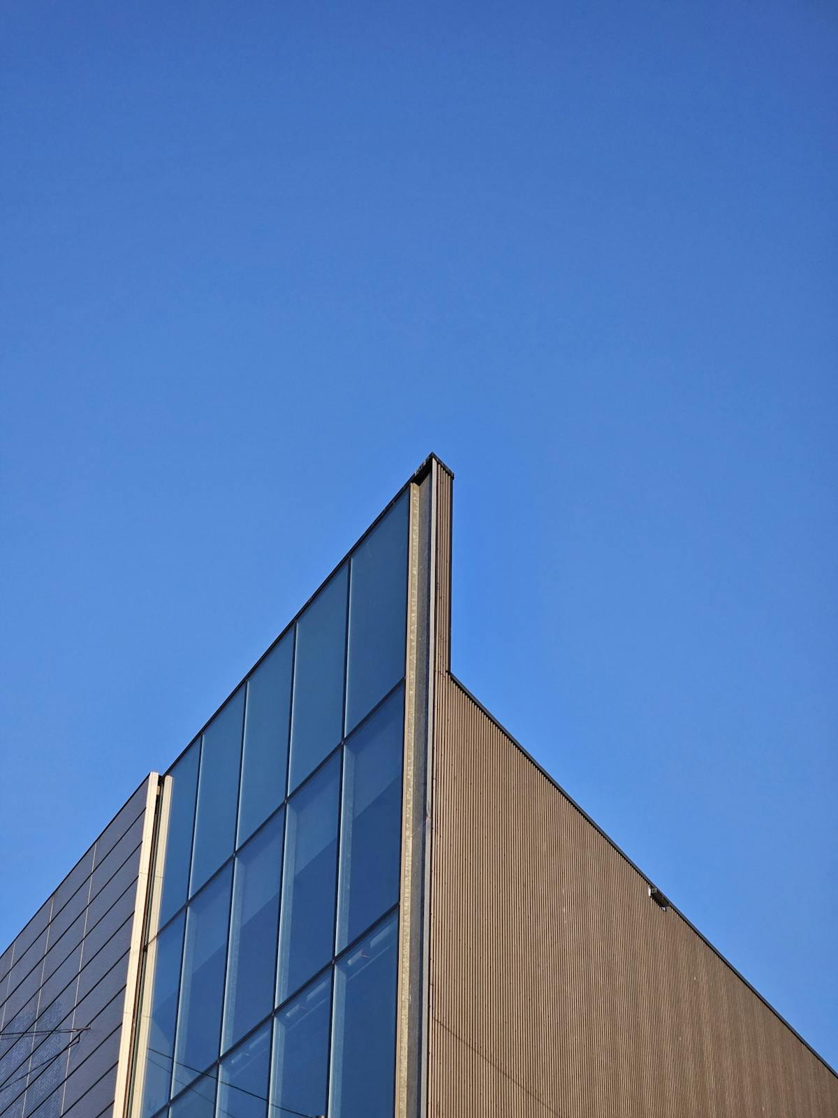 Roofline Photos, Download The BEST Free Roofline Stock Photos & HD Images