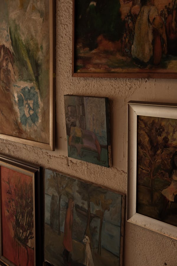 Art On Wall Photos, Download The BEST Free Art On Wall Stock Photos ...