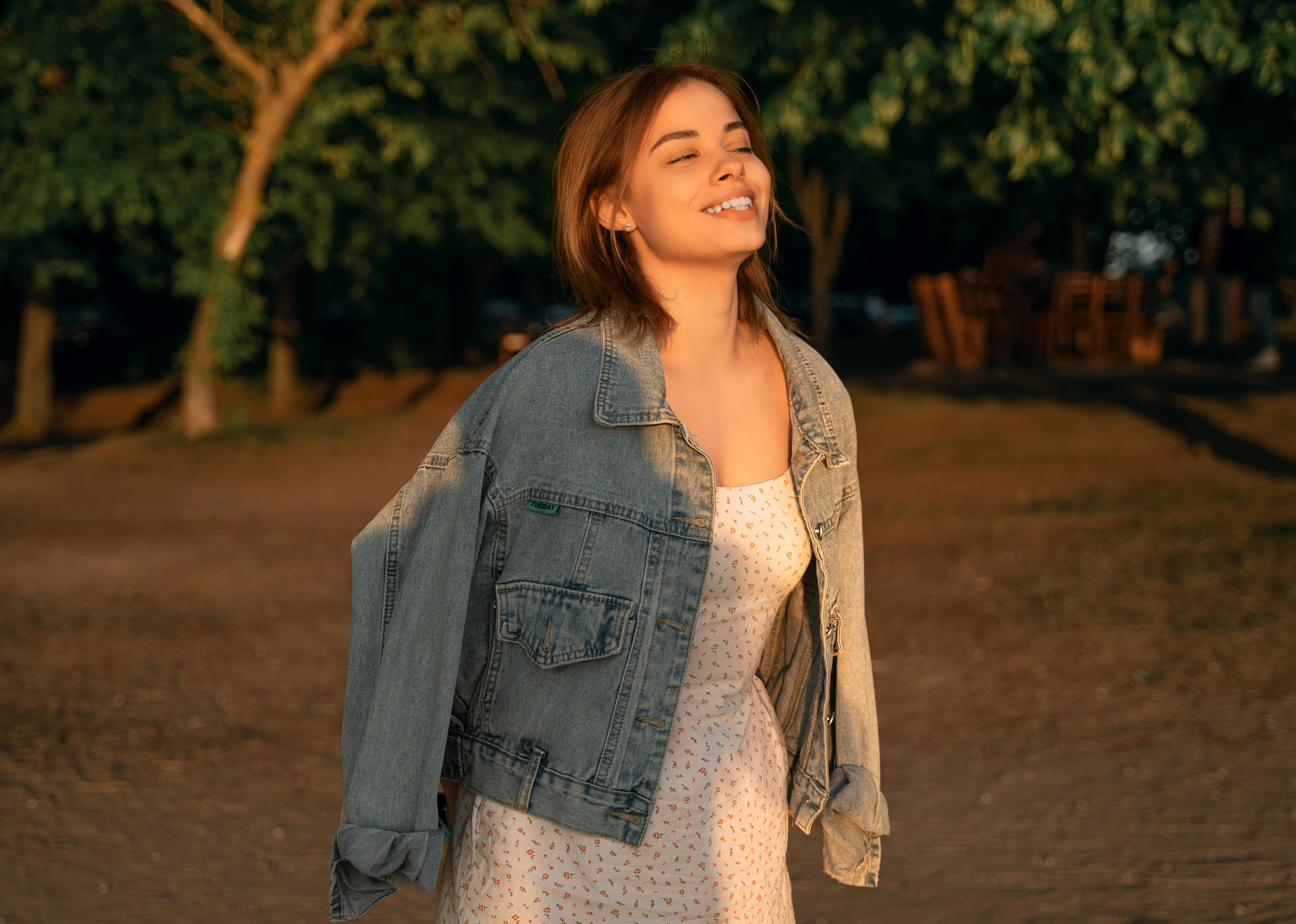 Woman In Elegant Light Colored Outfit · Free Stock Photo