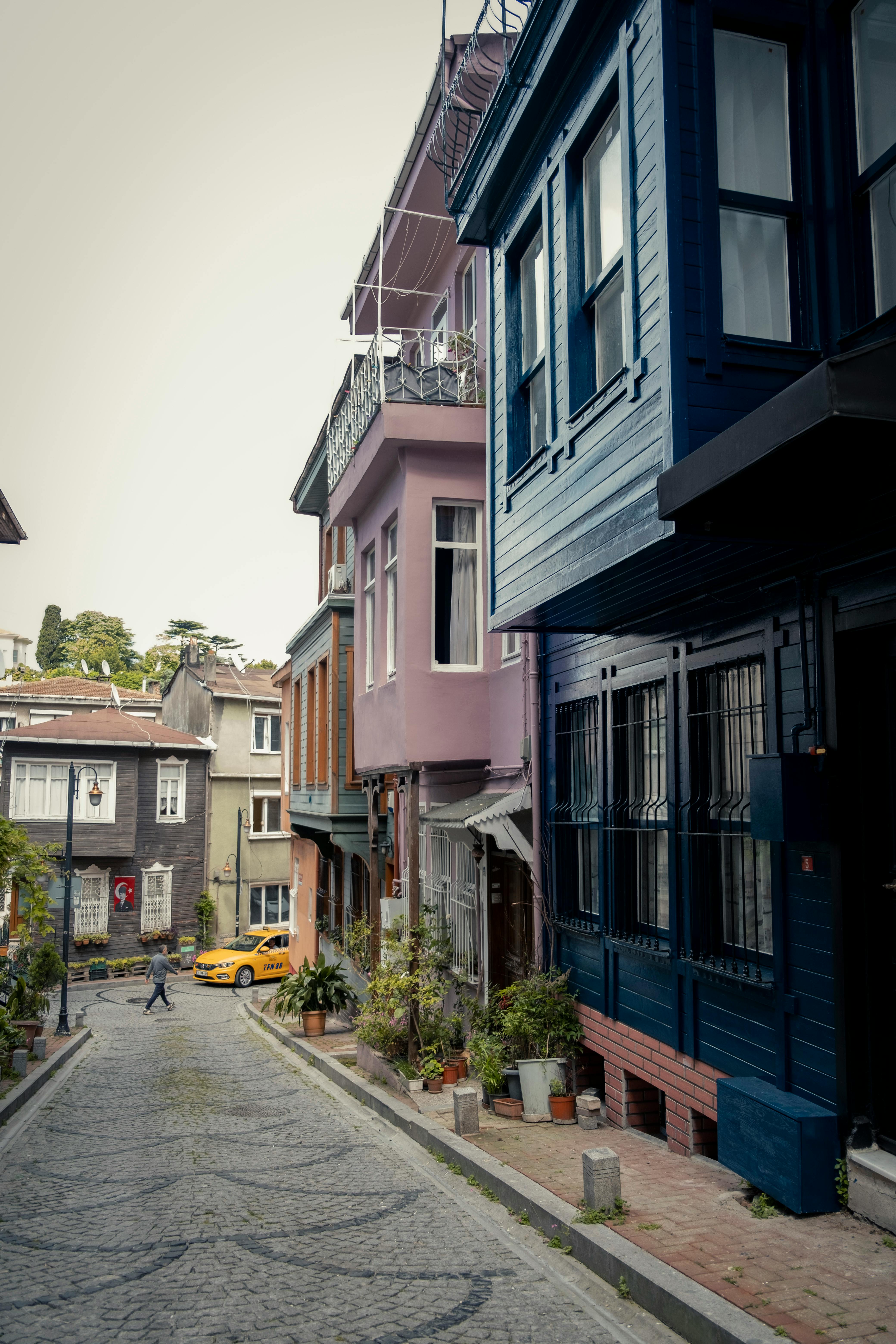 Photo of a City Street · Free Stock Photo