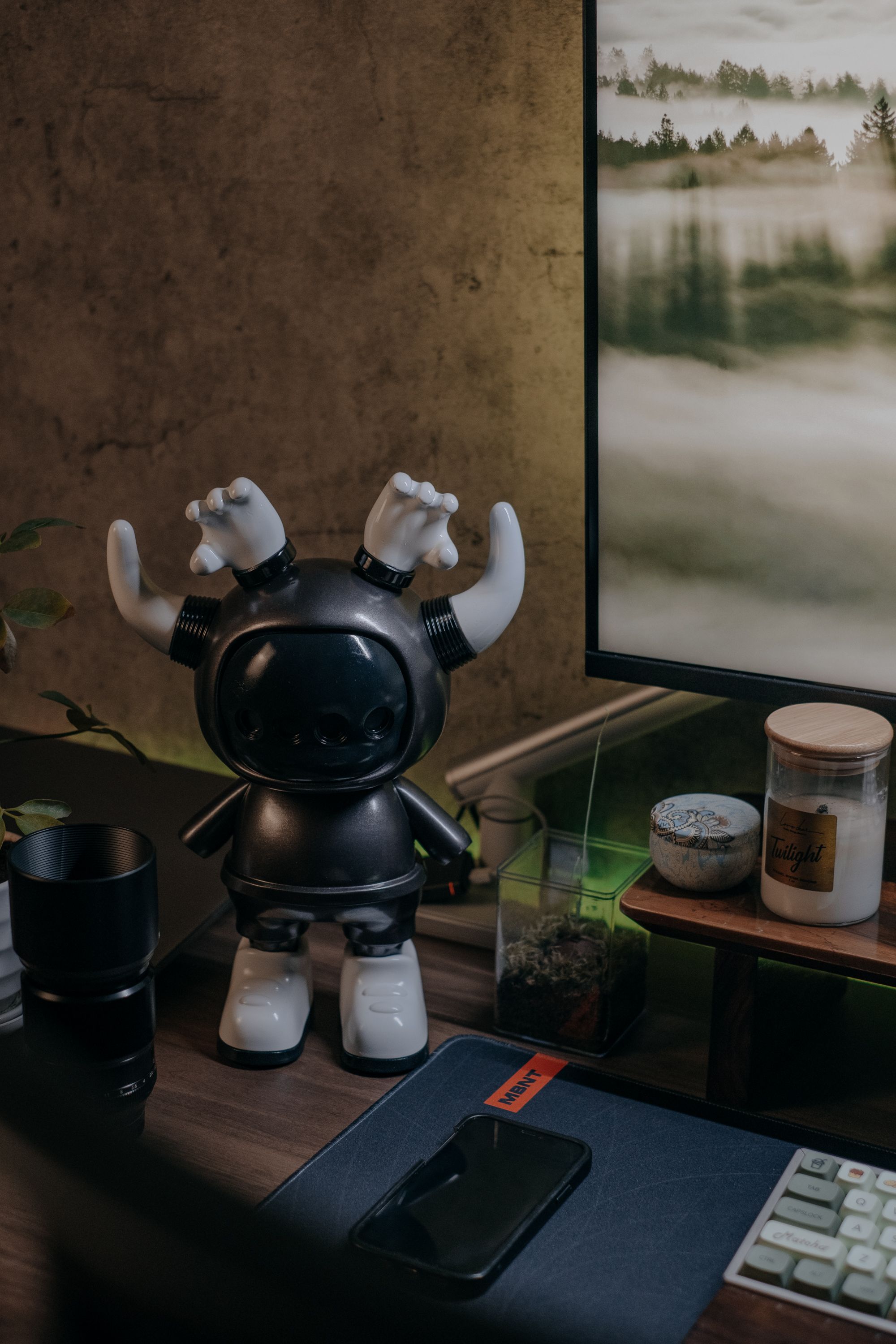 A Figure on a Desk · Free Stock Photo