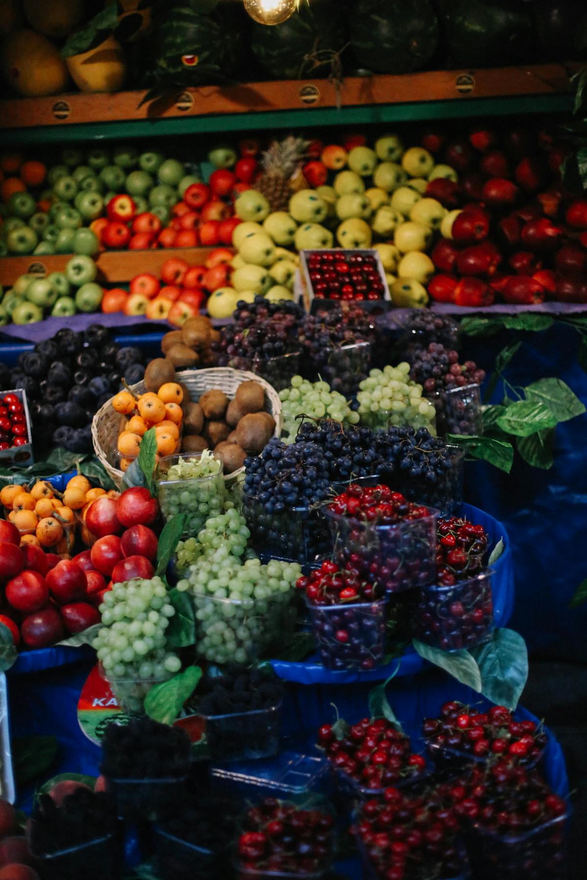 Fruits Stand Photos, Download The BEST Free Fruits Stand Stock Photos ...