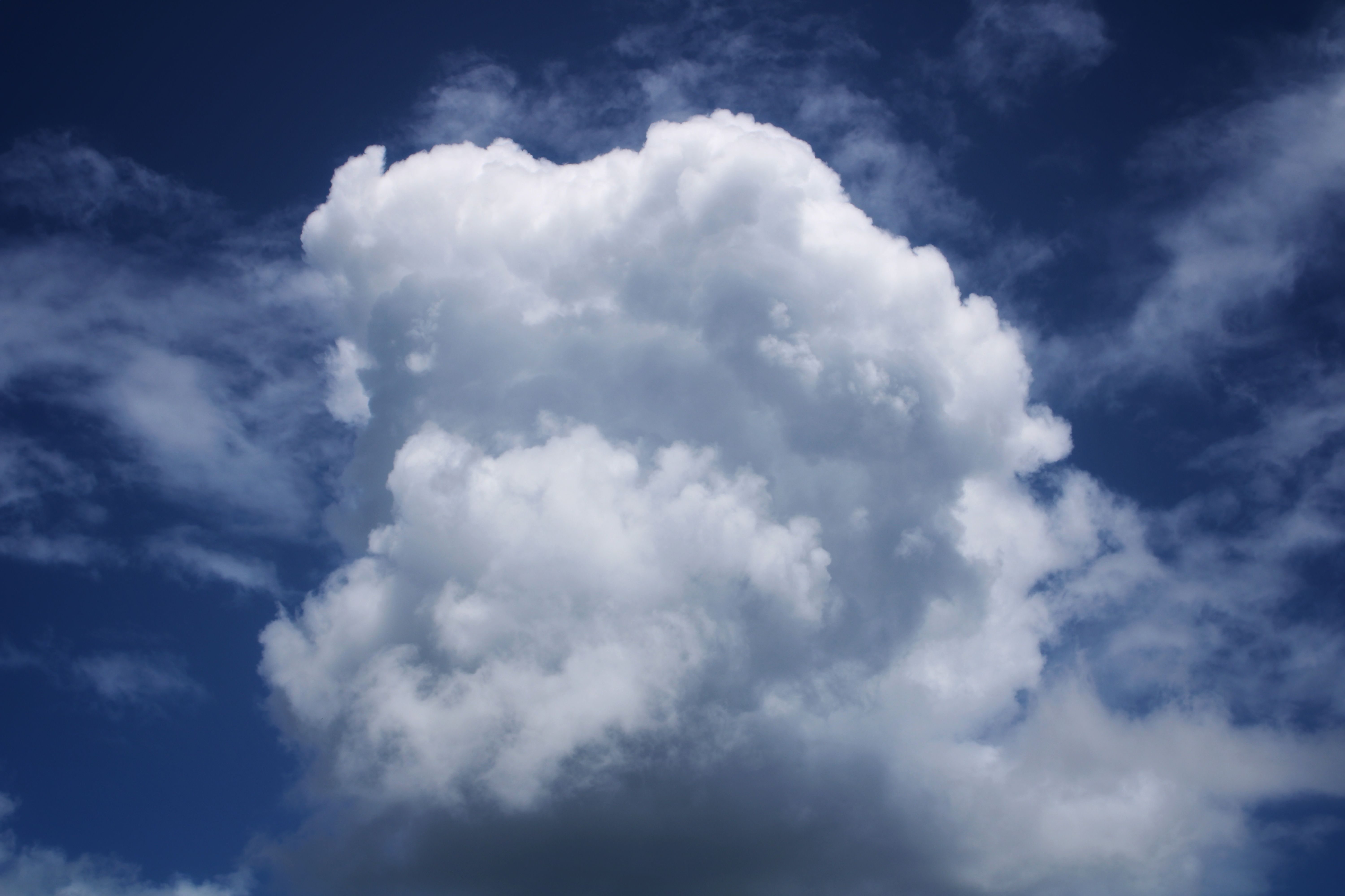 Small Cloud In Black Sky Photos, Download The BEST Free Small Cloud In ...