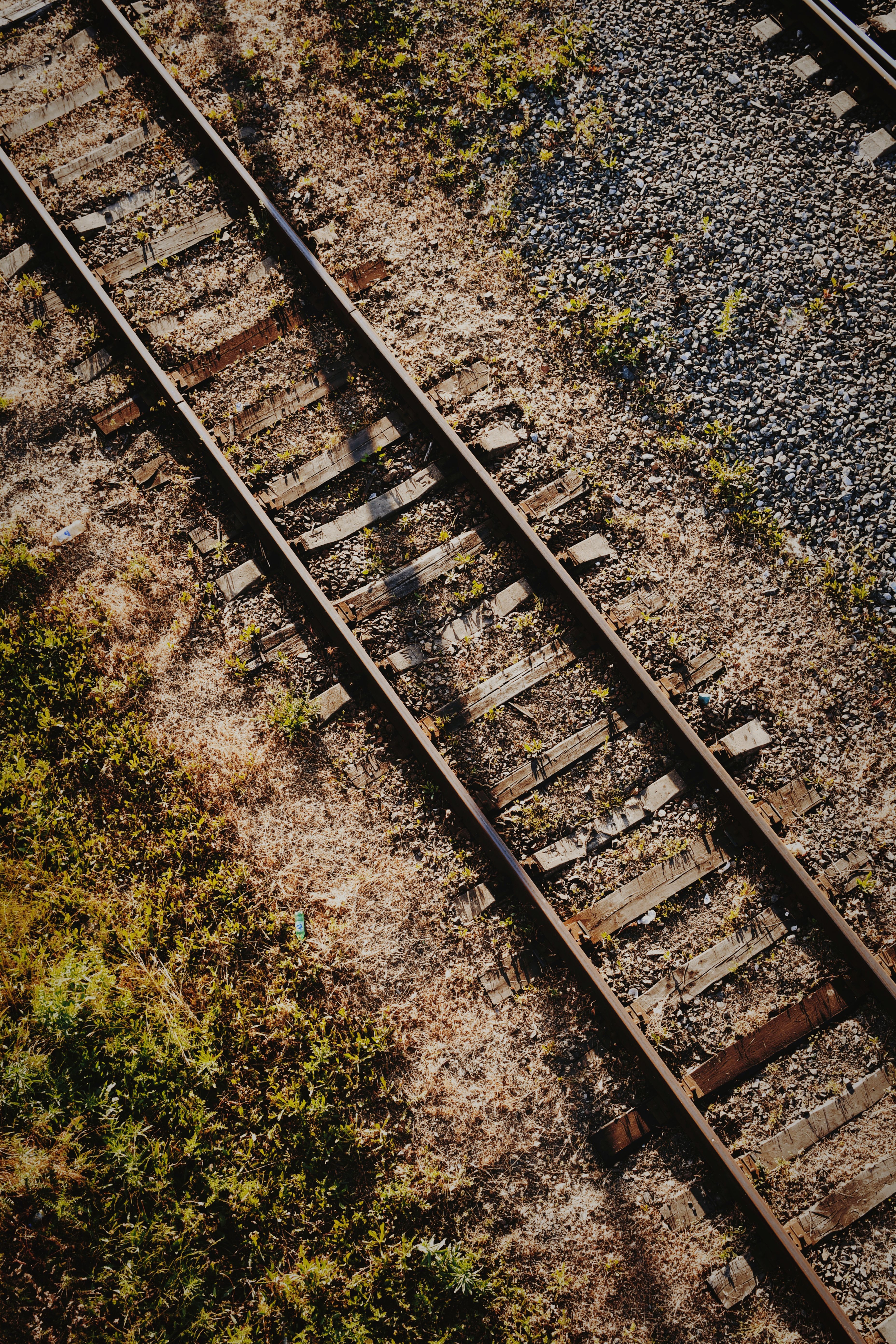Gray Metal Railway · Free Stock Photo