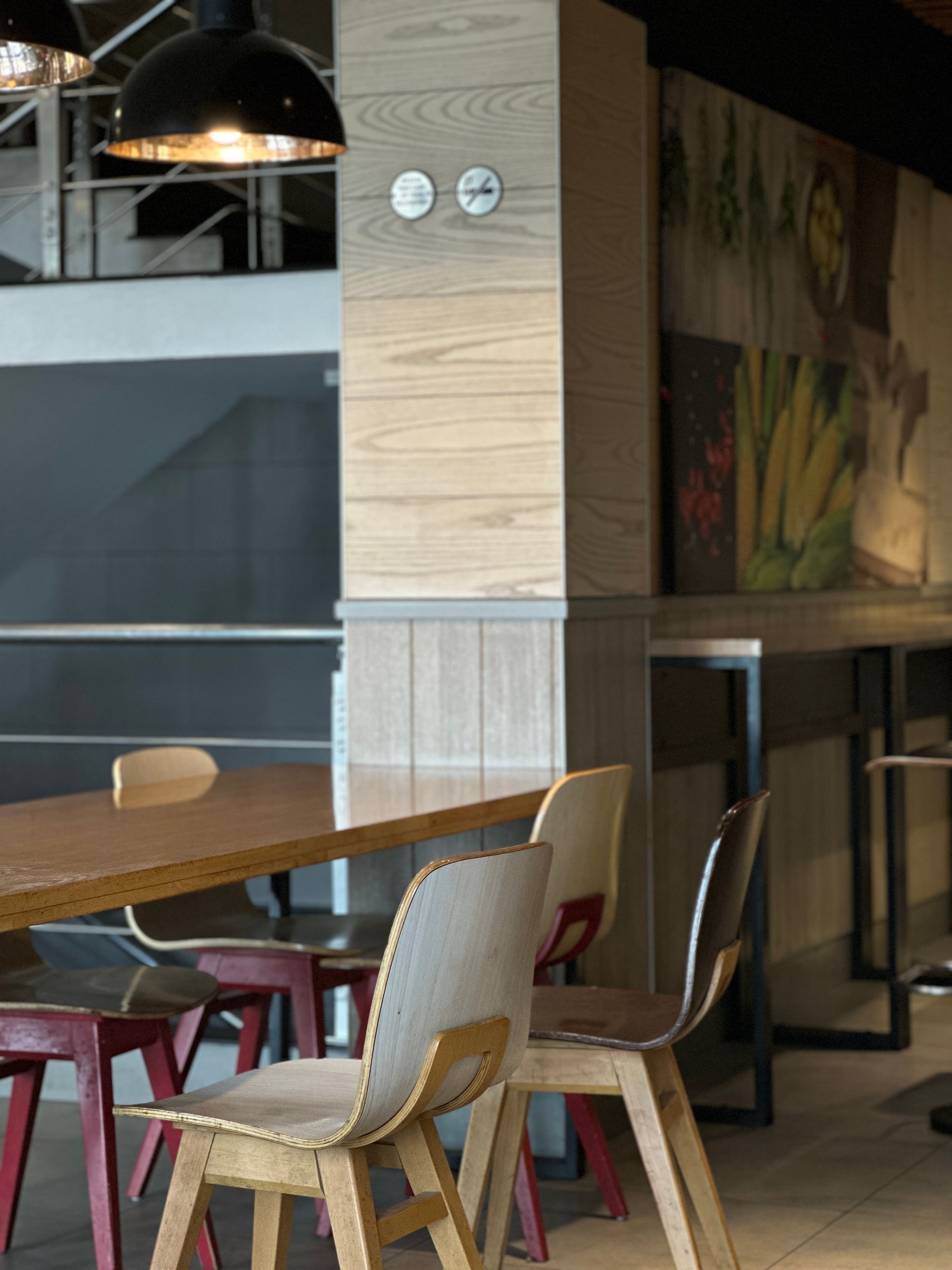 Interior of a Restaurant · Free Stock Photo