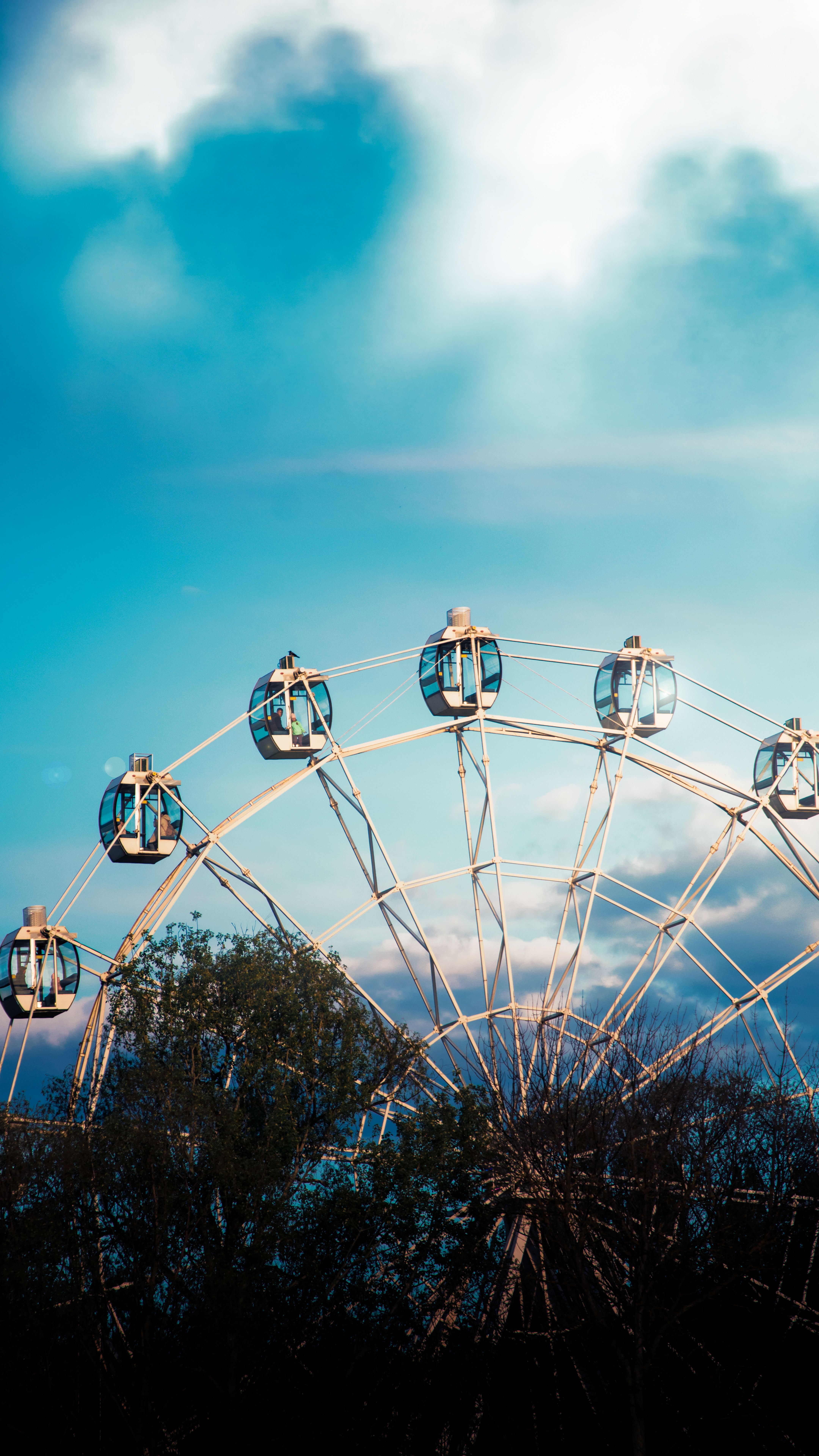 Running Ferris Wheel · Free Stock Photo