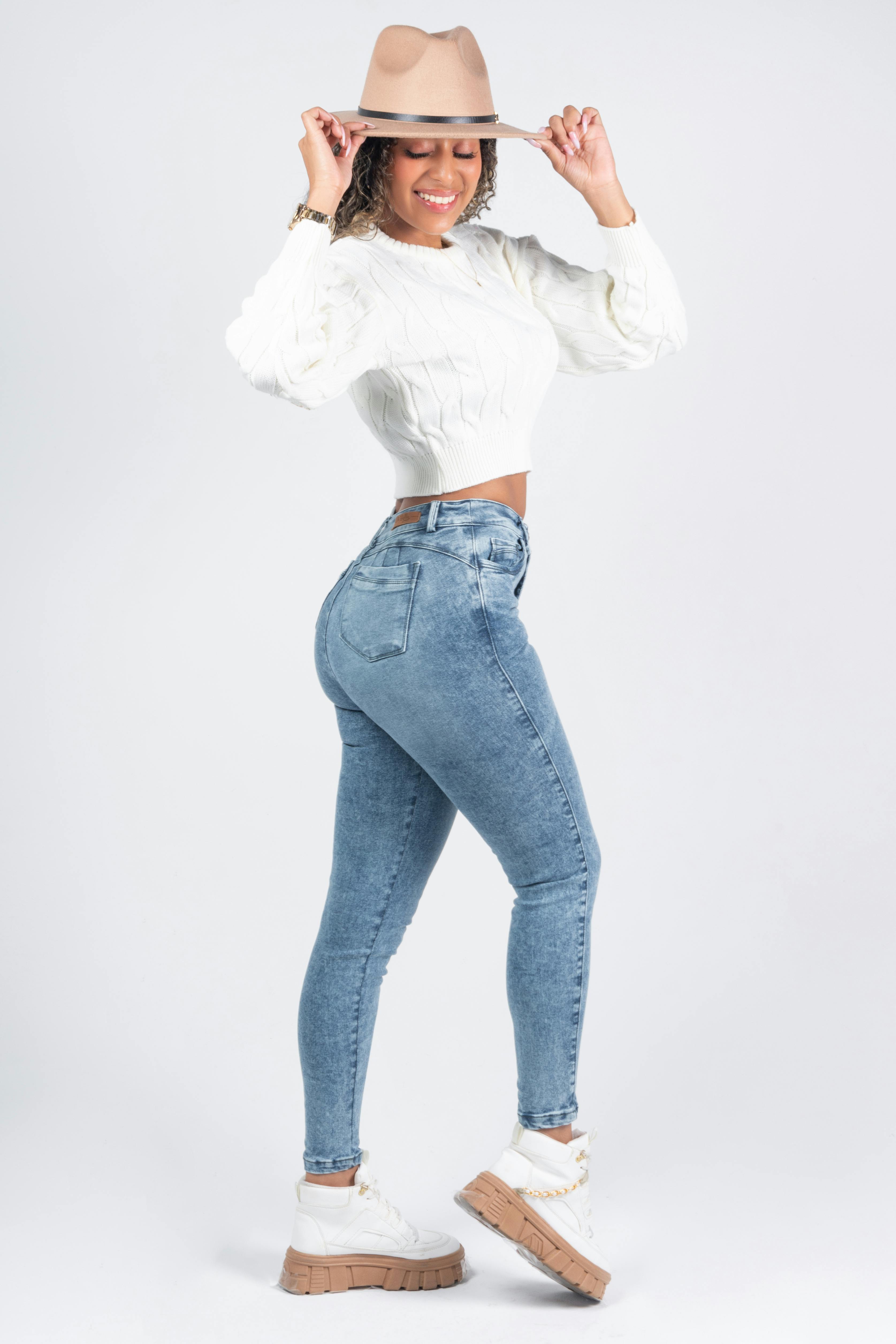 153.257+ Fotos y Imágenes de Little models Gratis · Banco de Fotos Gratis