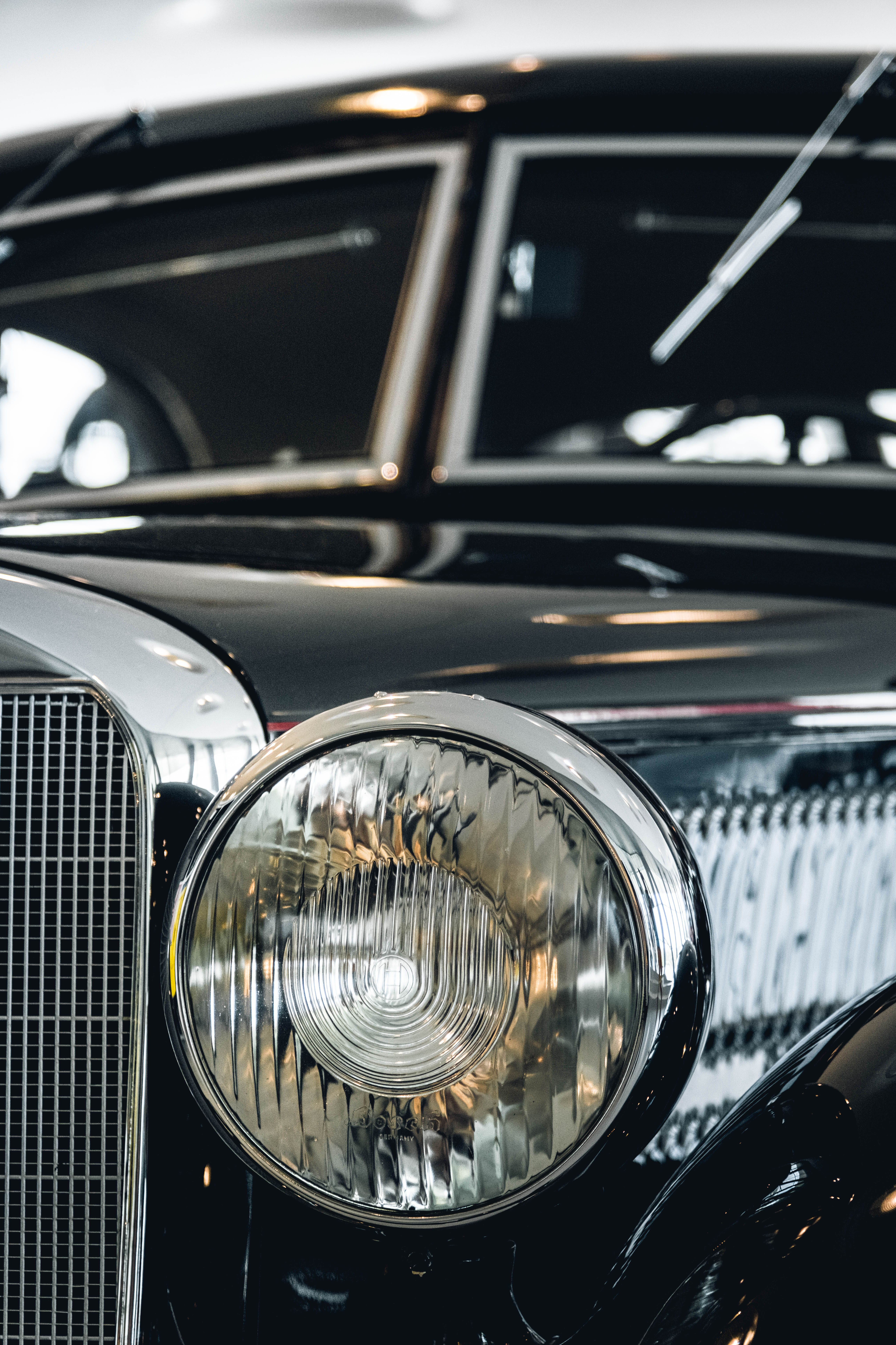 Headlight of Mercedes-Benz 170 · Free Stock Photo